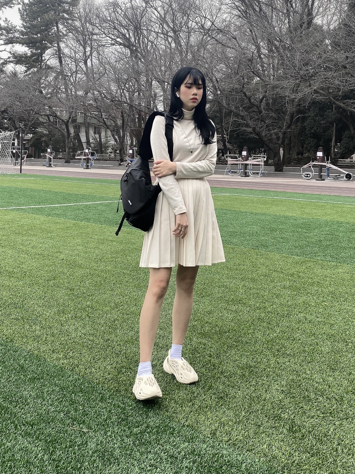 성령 (@momoeis) 님의 게시물 | KREAM