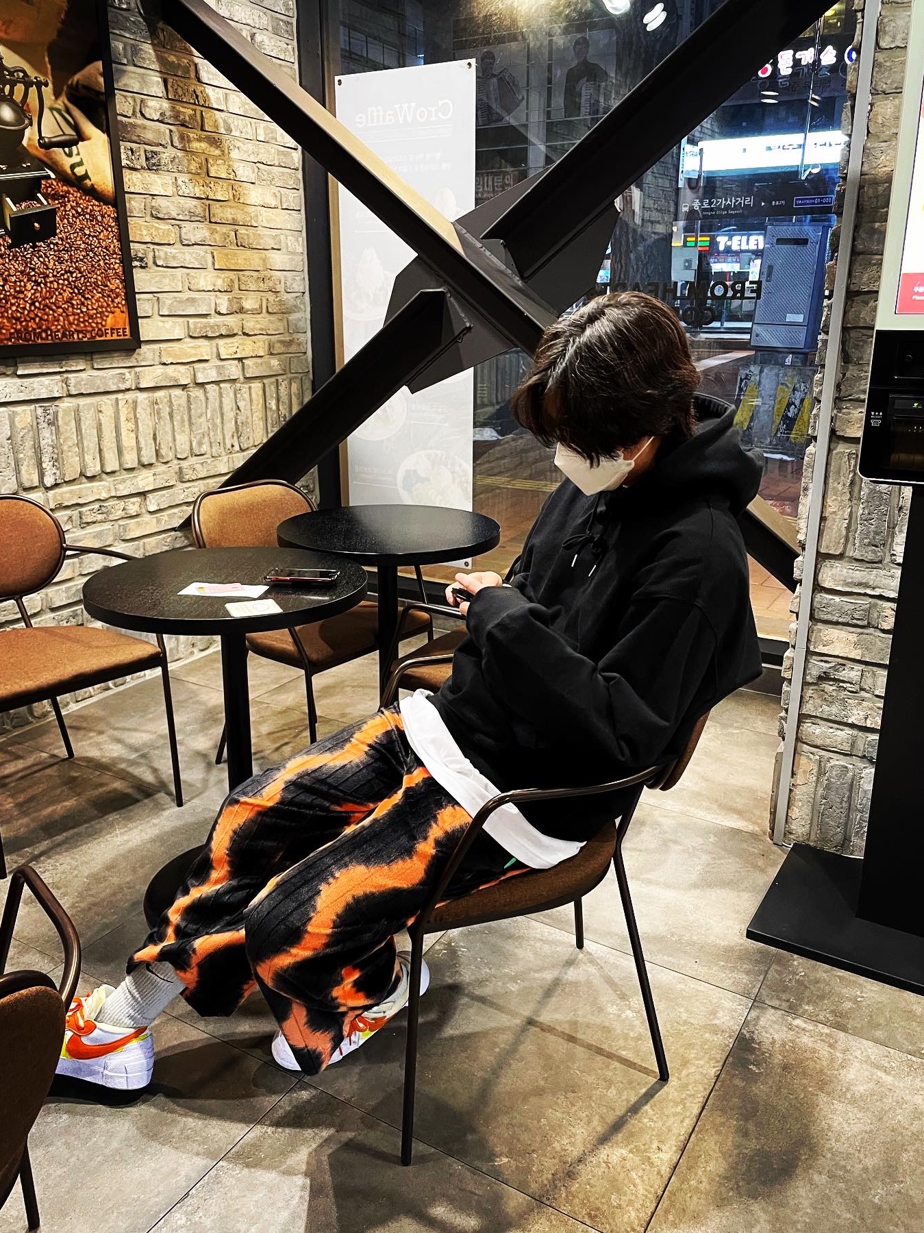 lucky (@cha.xxing) 님의 게시물 | KREAM