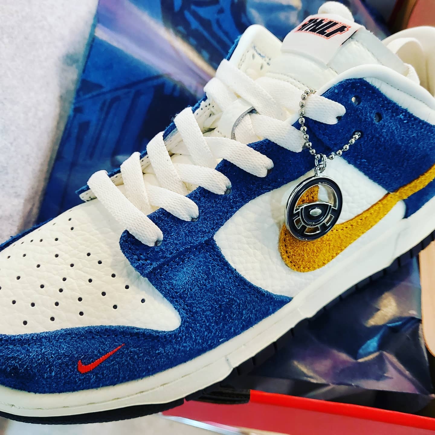 the king (@kt304892) 님의 게시물 | KREAM