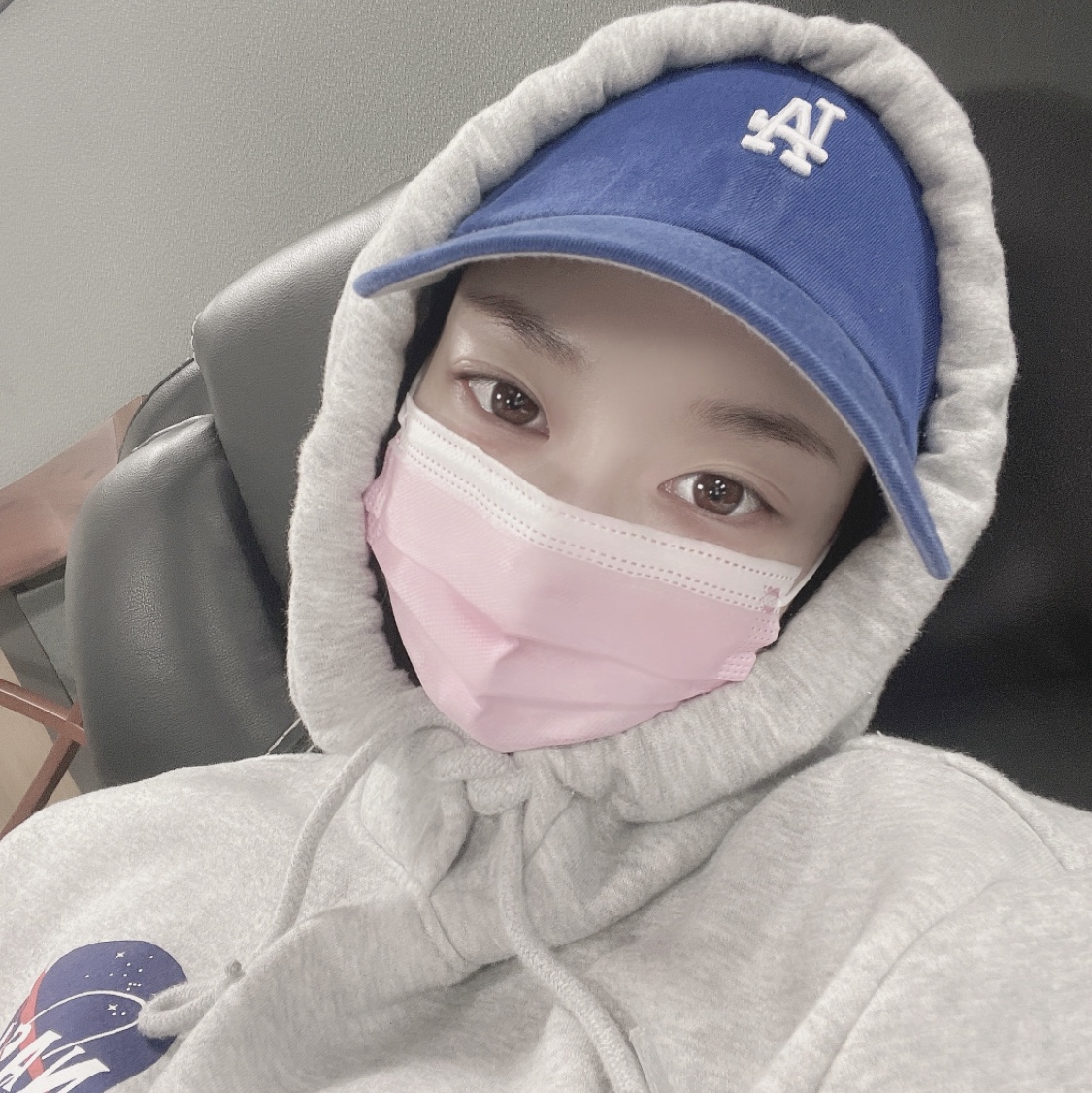 h.hy_ (@h.hy_) 님의 게시물 | KREAM