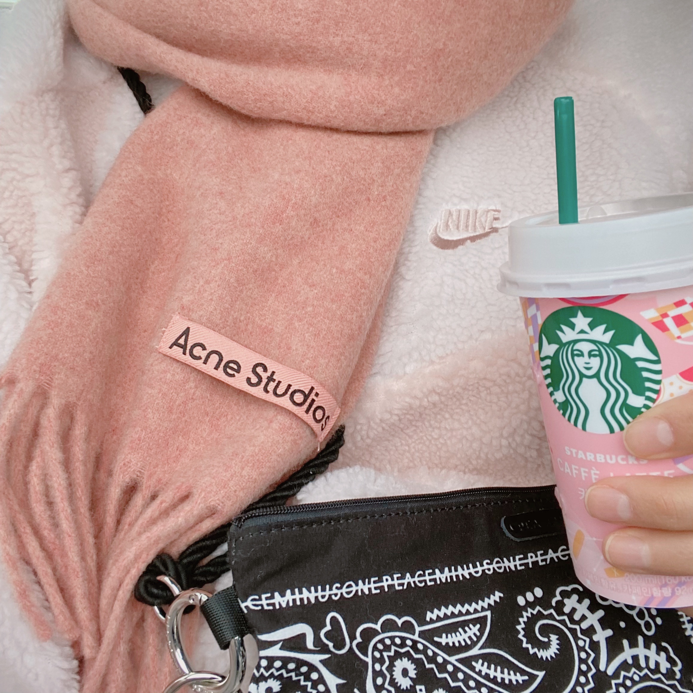 👚👖👟 ️ (@240mm) 님의 게시물 | KREAM