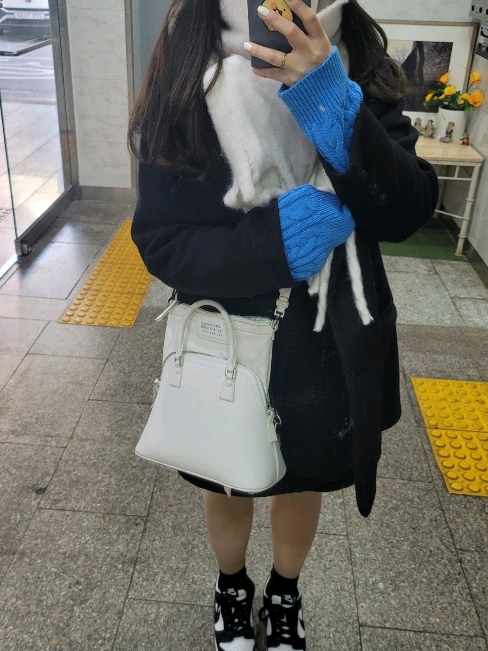 정순쓰 (@seo.jh__) 님의 게시물 | KREAM