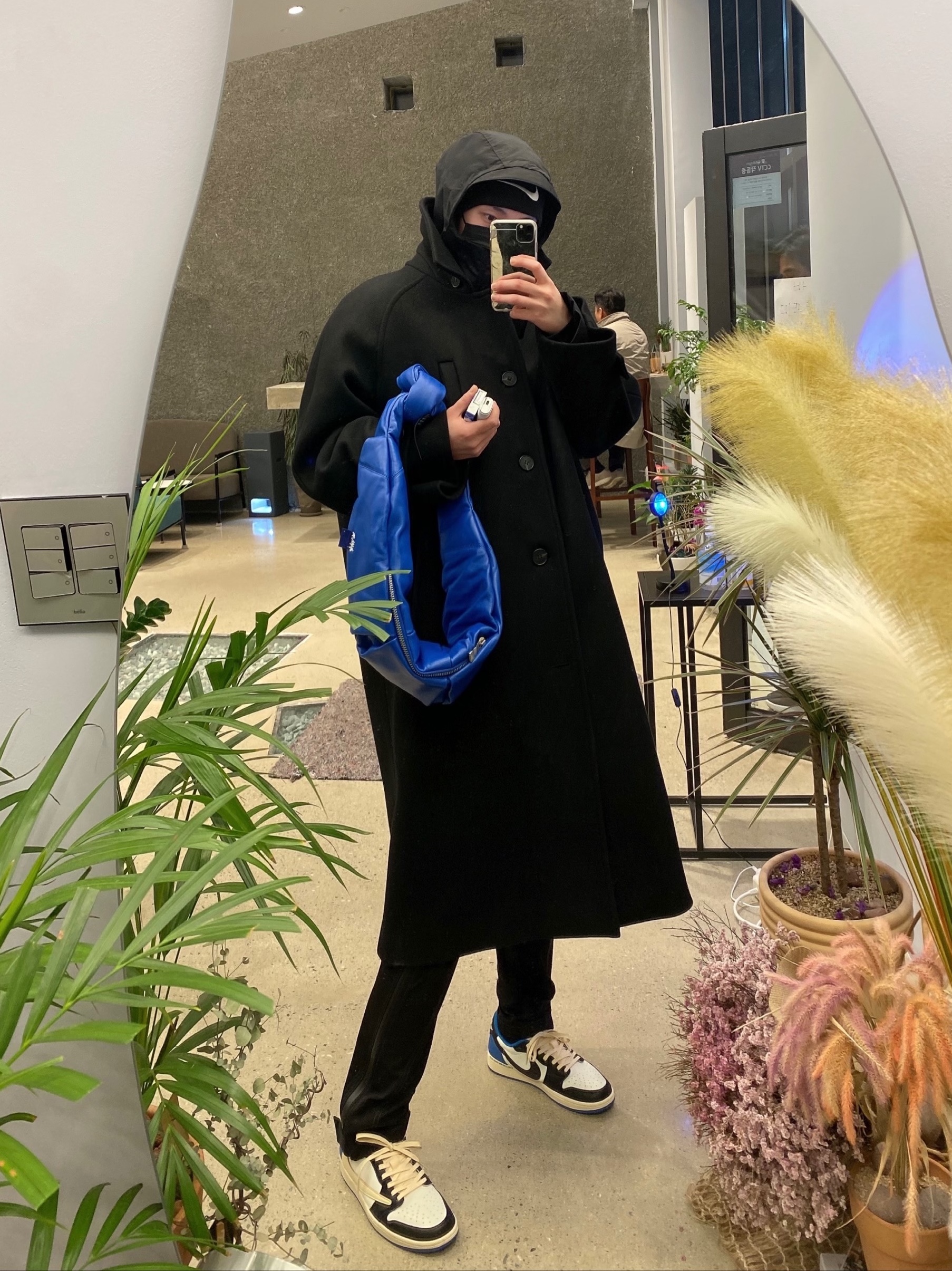 @𝙜𝙠𝙖𝙬𝙡𝙜𝙣𝙨(𝙎𝙝... (@gkawlgns) 님의 게시물 | KREAM