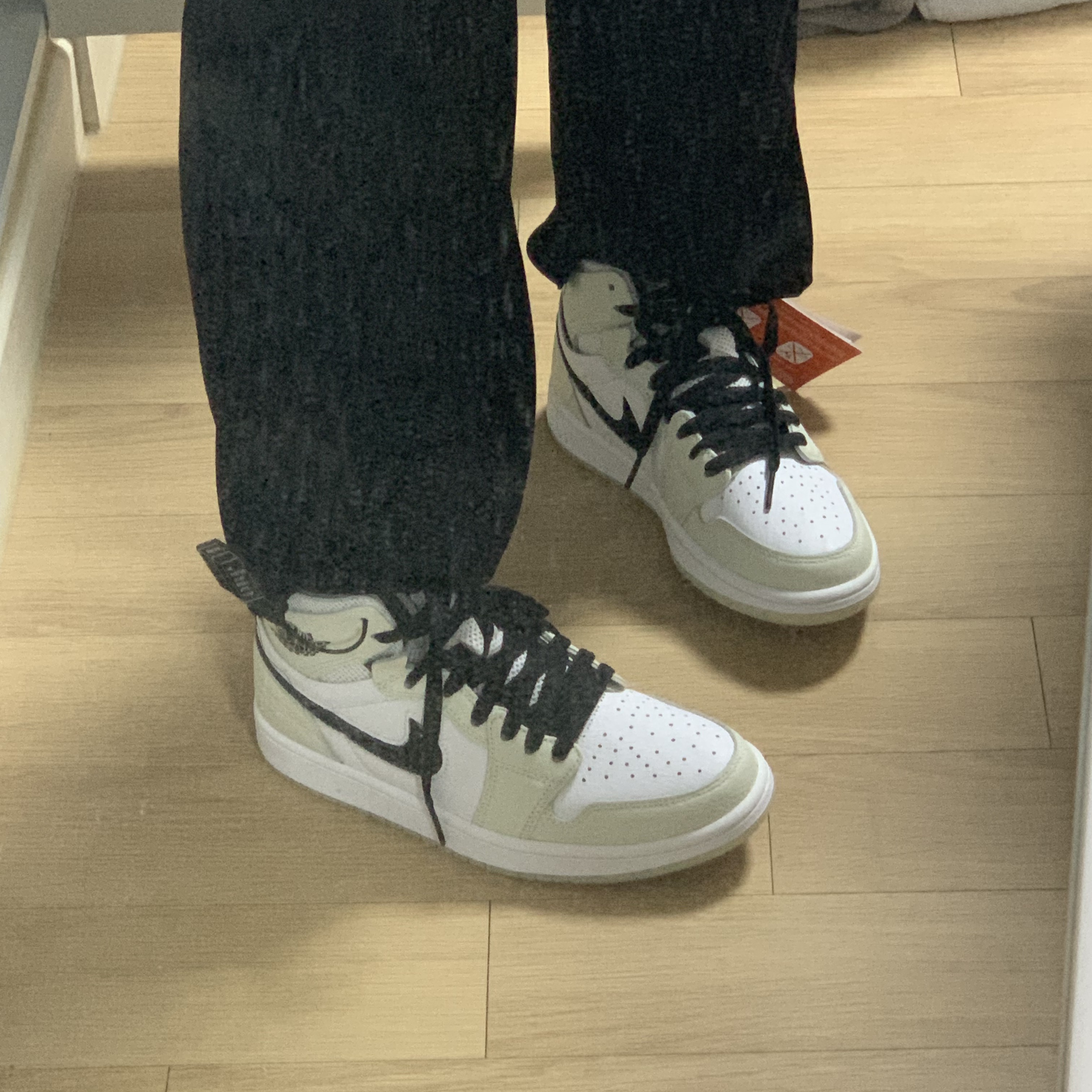 제로쨩 (@zer_o3o) 님의 게시물 | KREAM