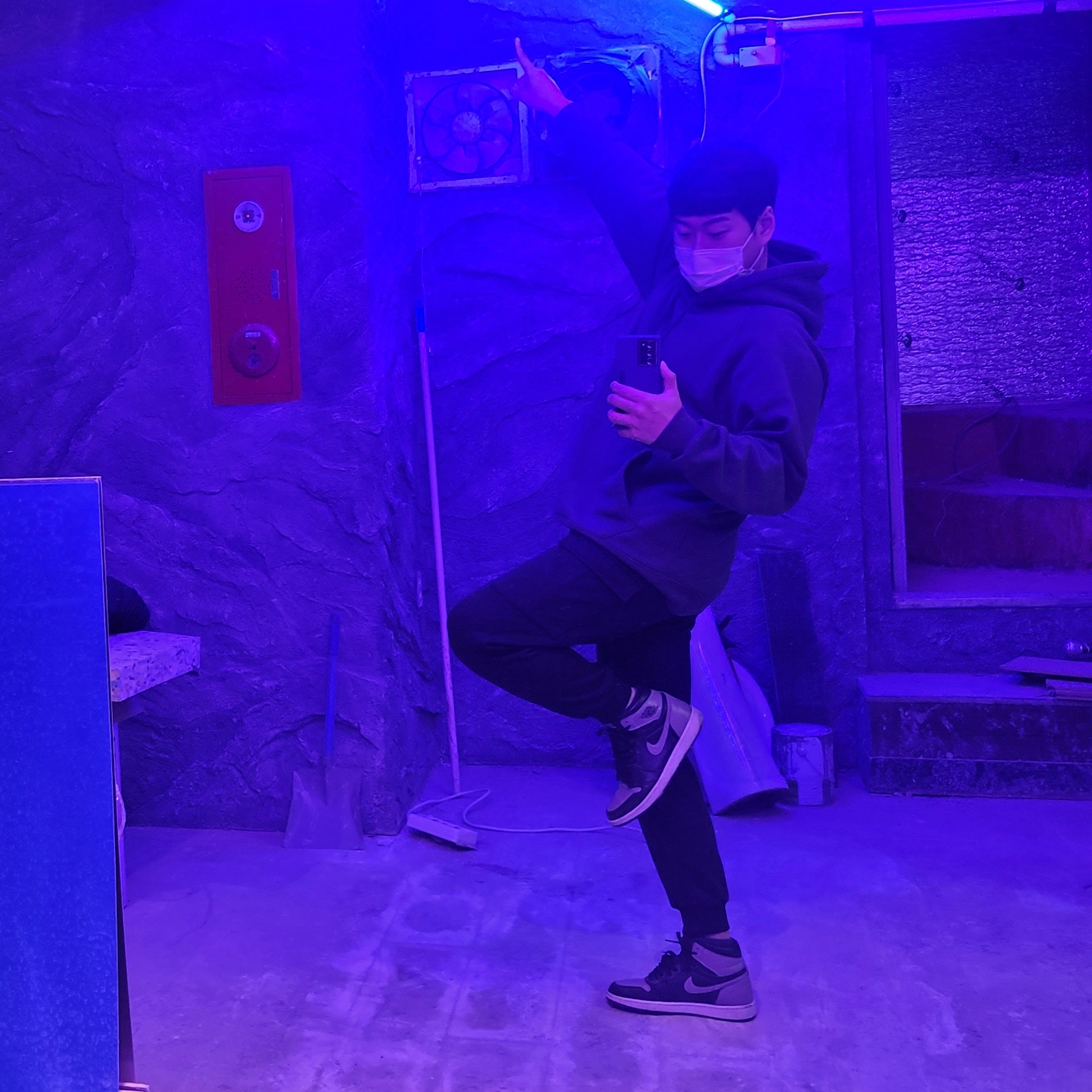 곽지훈 (@jorank) 님의 게시물 | KREAM