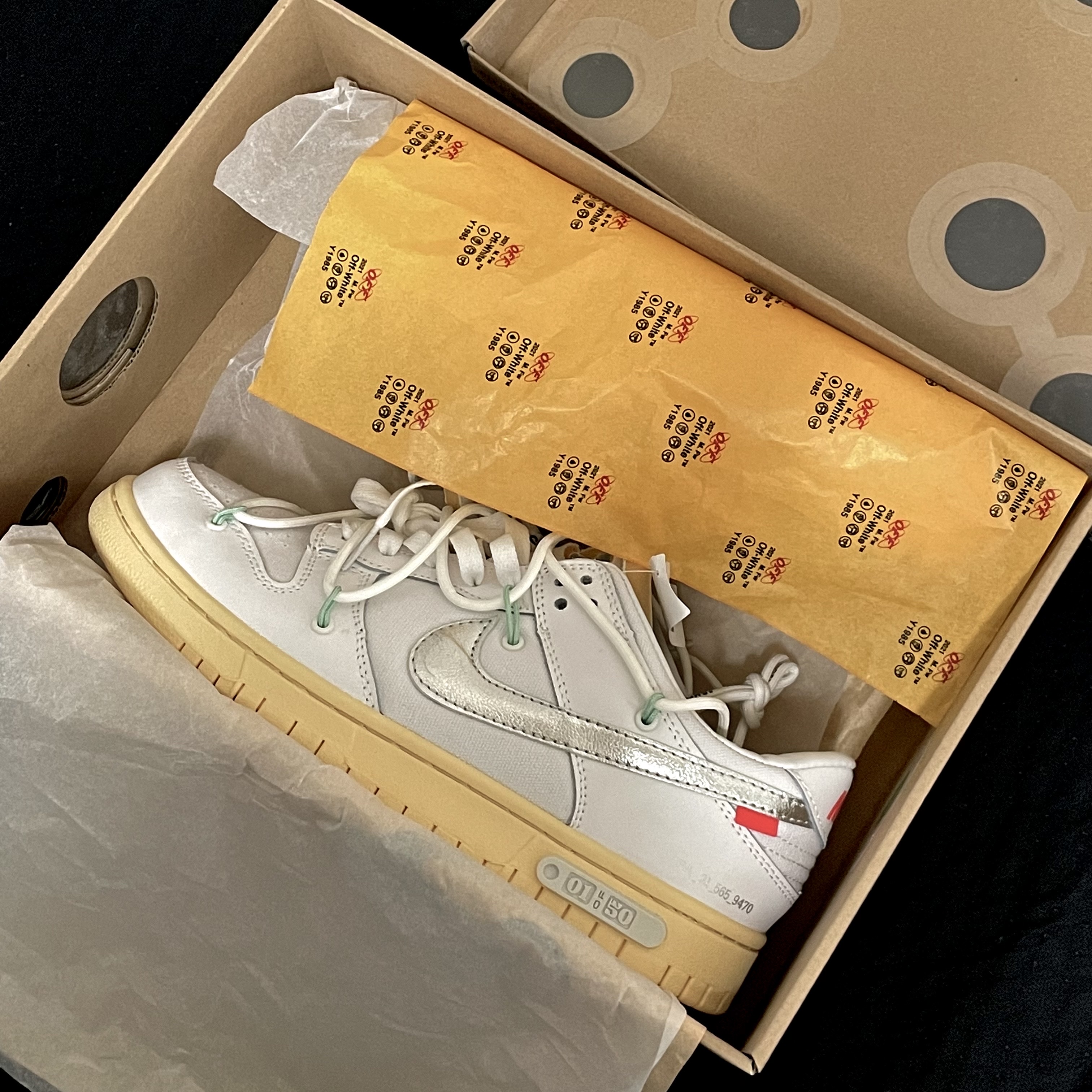 용맹이 (@ch._.lee) 님의 게시물 | KREAM