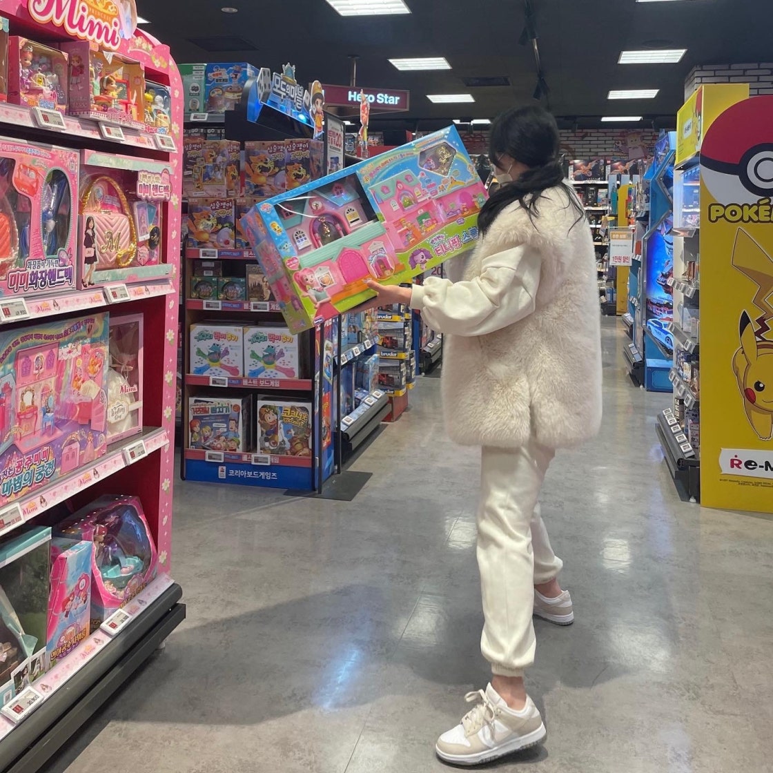 천사희연 (@hy._.angel) 님의 게시물 | KREAM