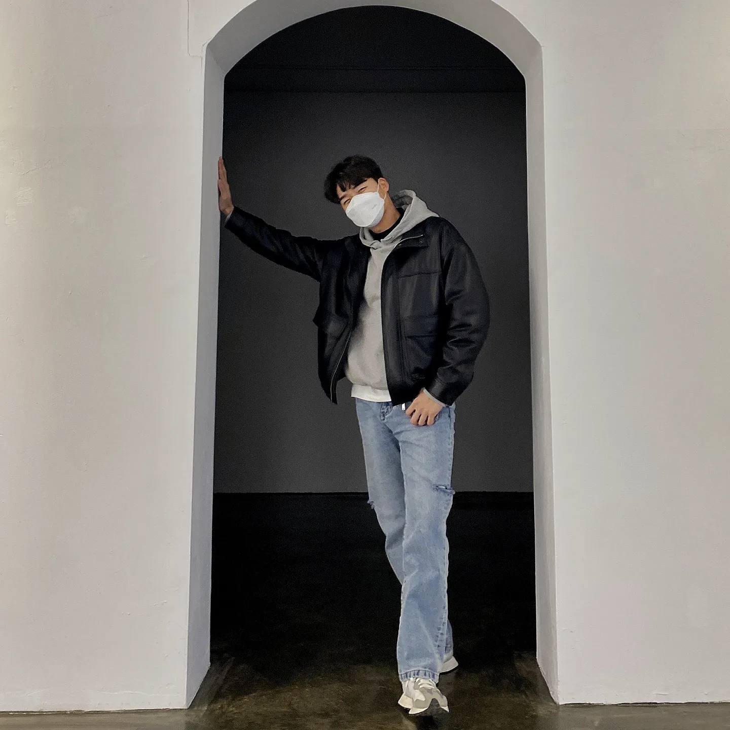 ckdwnsquf (@jun_window) 님의 게시물 | KREAM