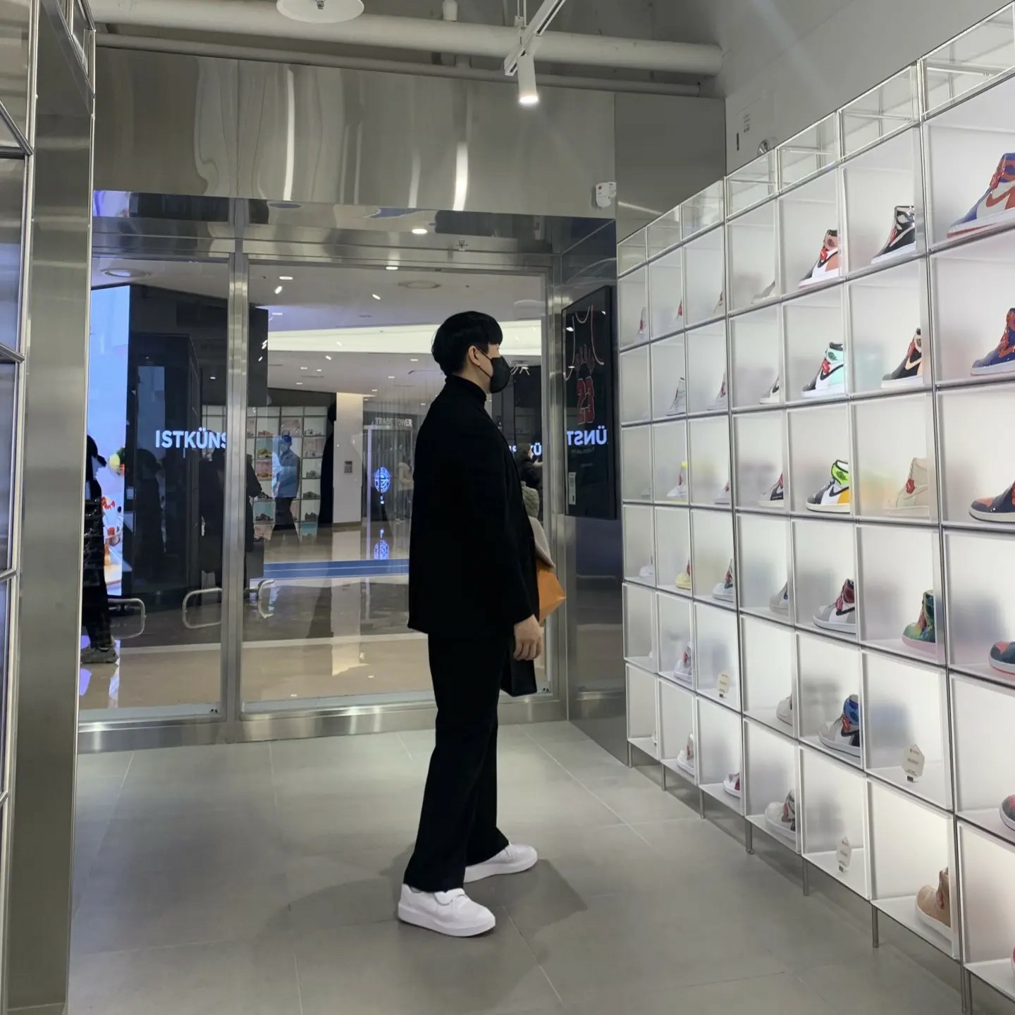 Ethan (@ju_eui94) 님의 게시물 | KREAM