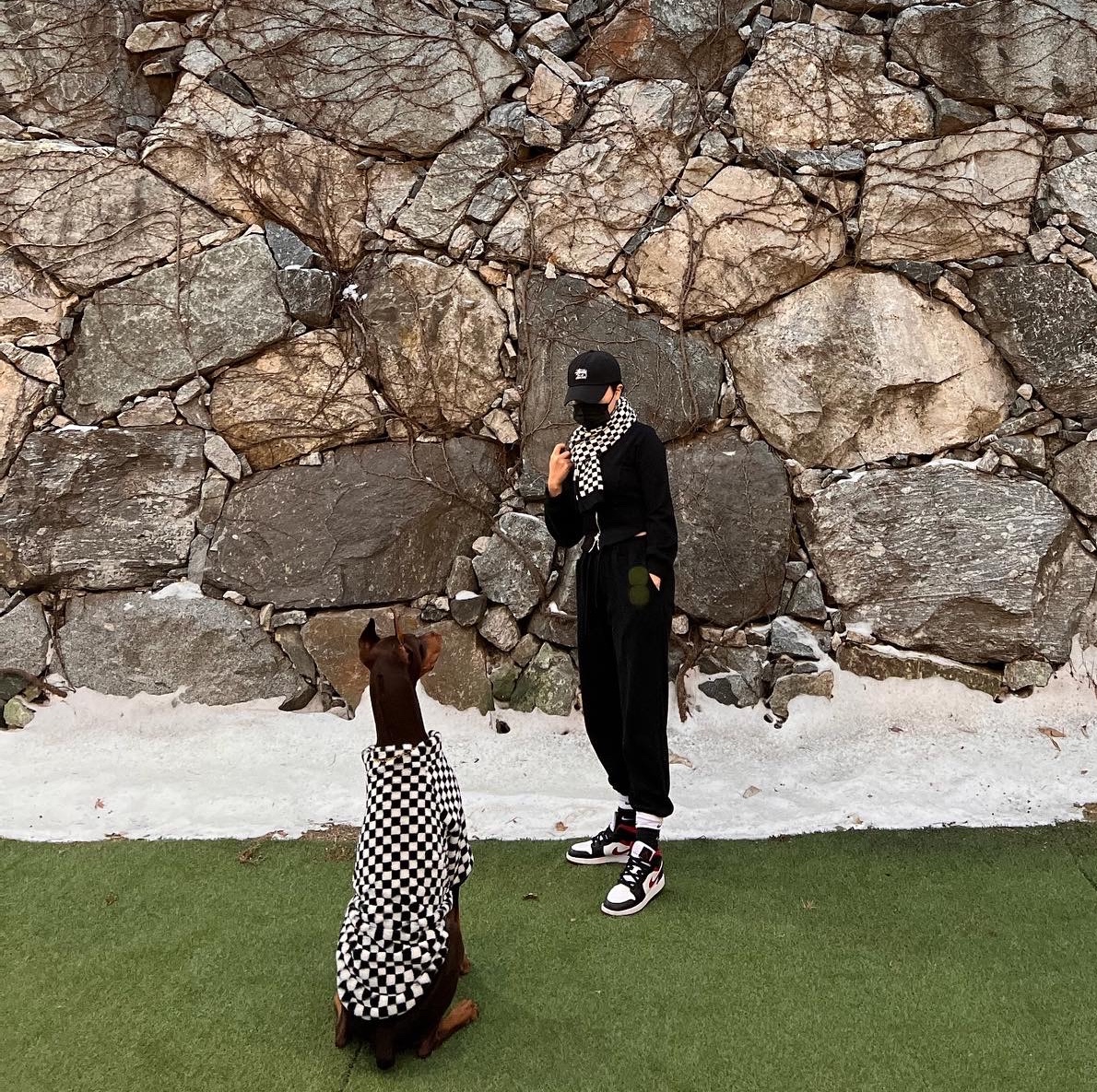 현 (@hyun.e) 님의 게시물 | KREAM