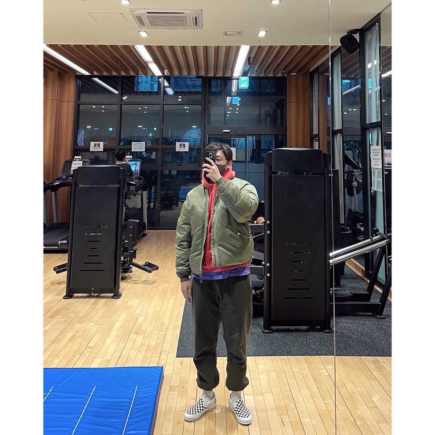 yansu (@uncommonguys) 님의 게시물 | KREAM