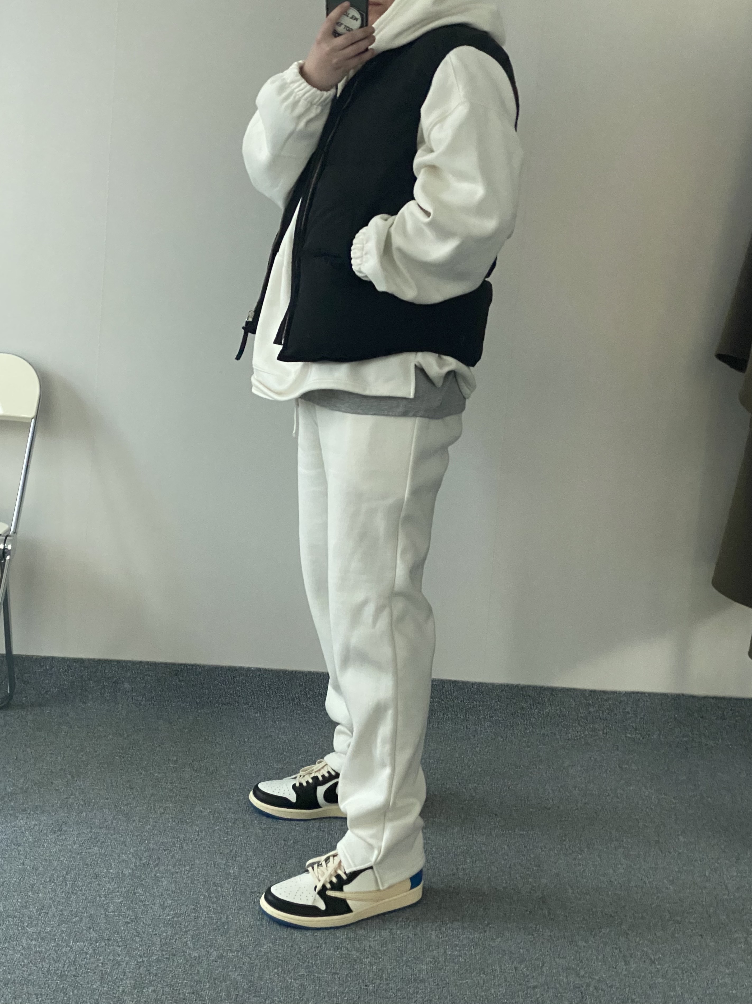 엘니드🧤 (@l.need) 님의 게시물 | KREAM