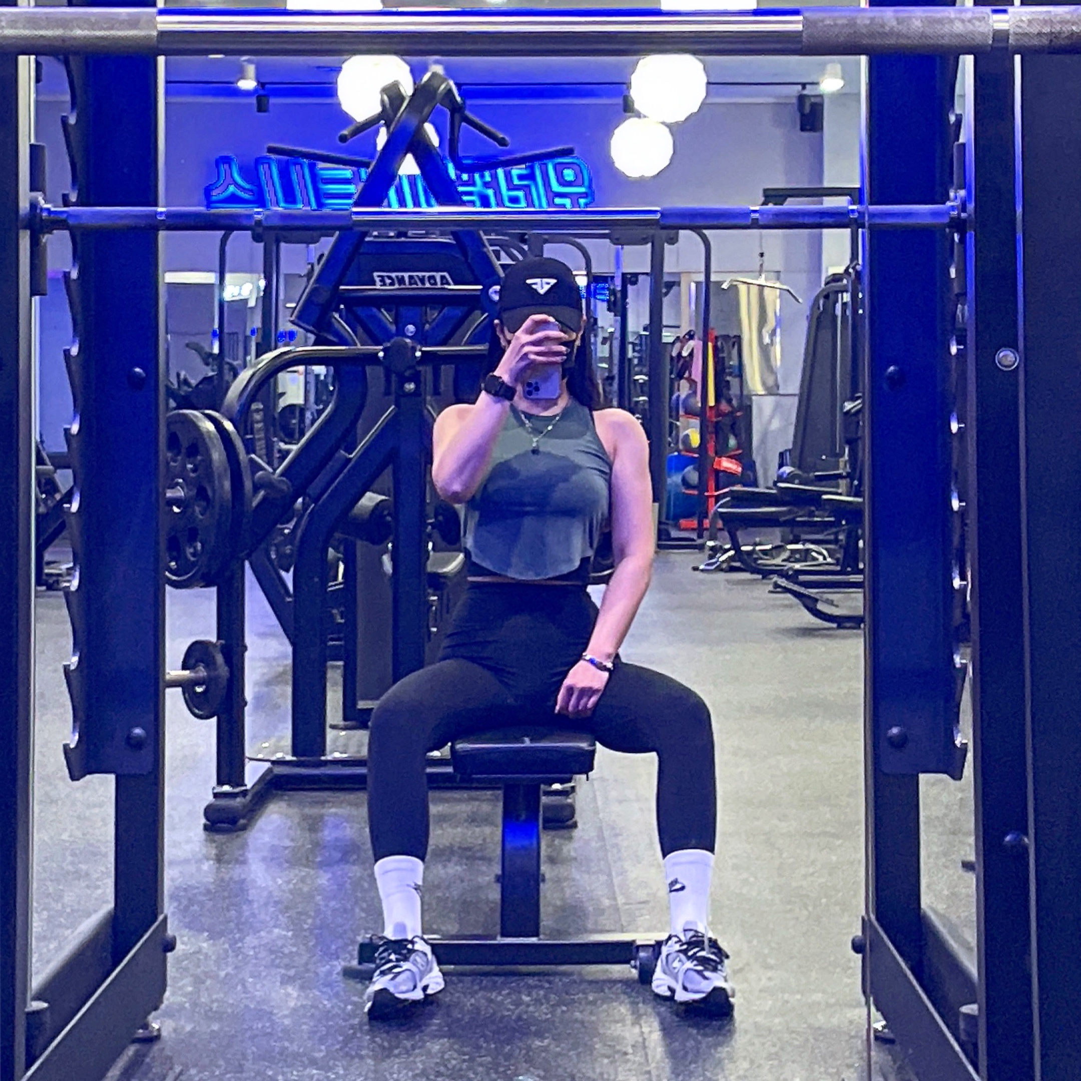 💪🏾💪🏾 (@fit_lyj) 님의 게시물 | KREAM