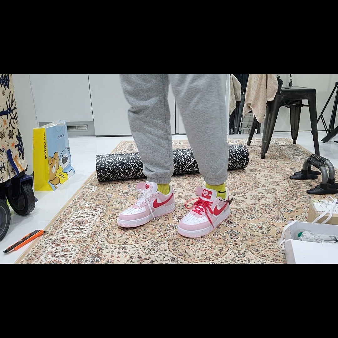 양싱싱 (@vivapooh) 님의 게시물 | KREAM