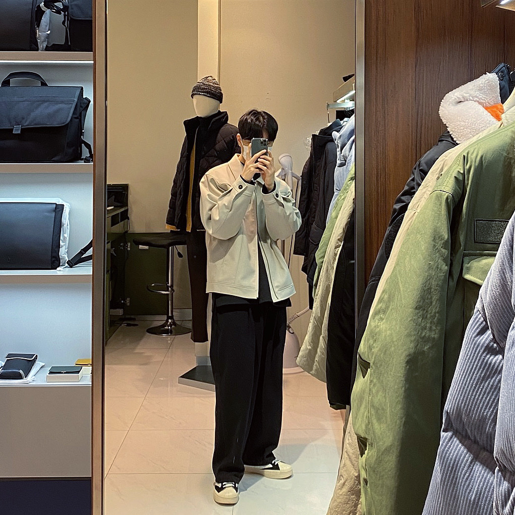 (@iidllee) 님의 게시물 | KREAM