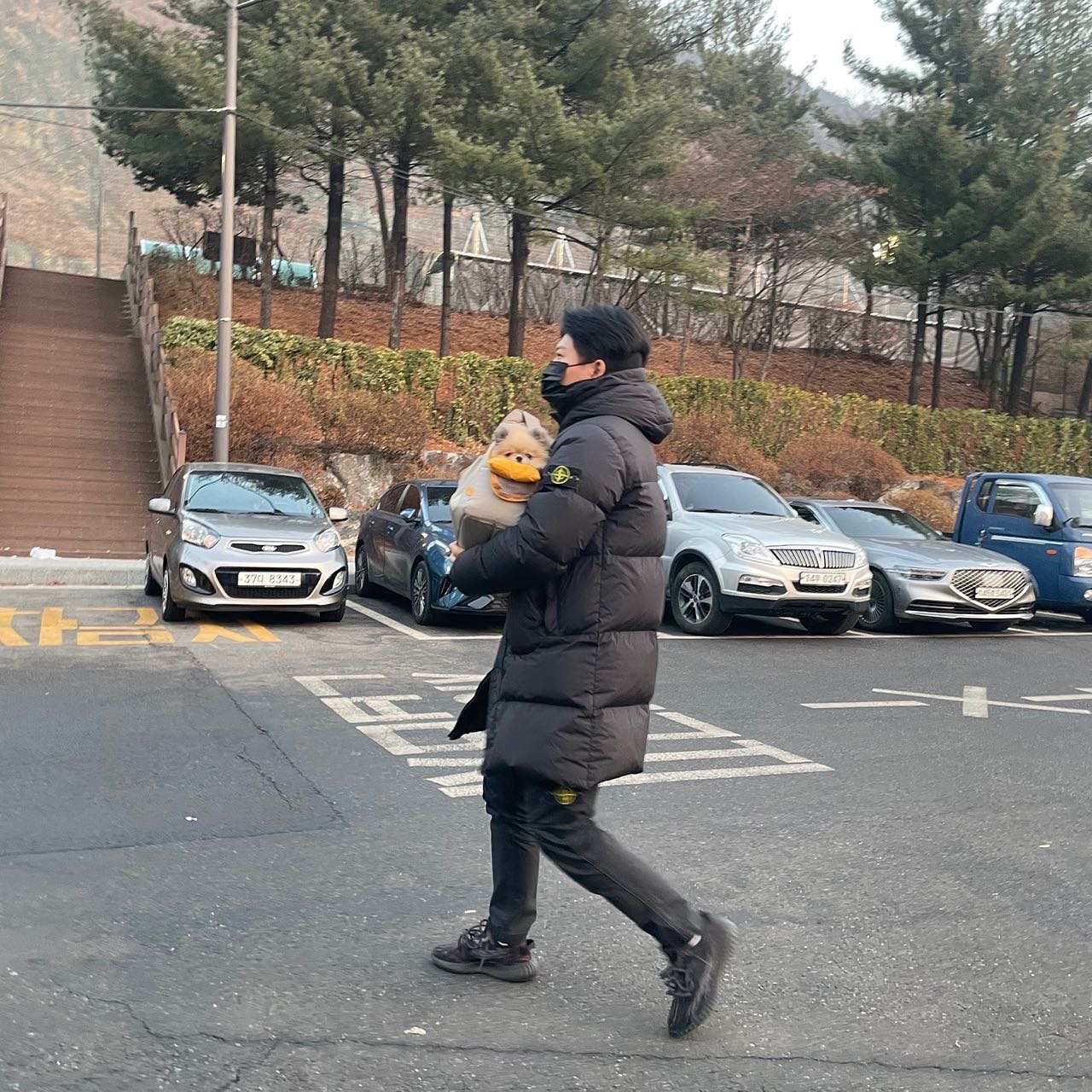 정창용 (@jjj_yong_) 님의 게시물 | KREAM