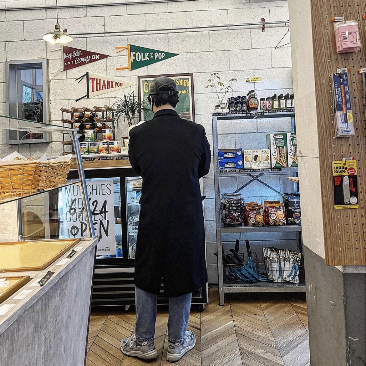 쥬영 (@jy_zzang) 님의 게시물 | KREAM