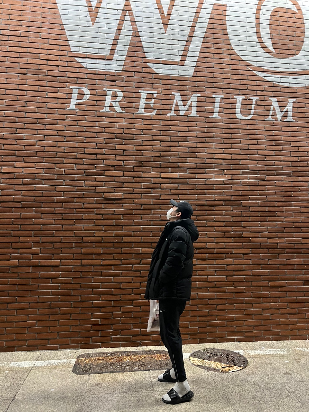 난바 (@osaka) 님의 게시물 | KREAM