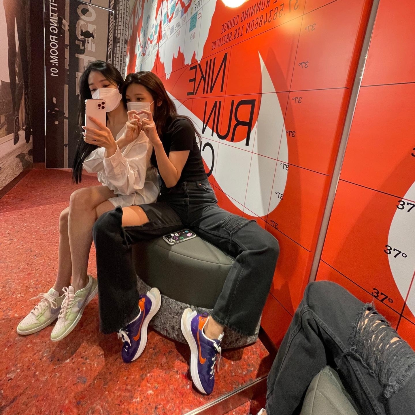 나야나 (@sknice1234) 님의 게시물 | KREAM