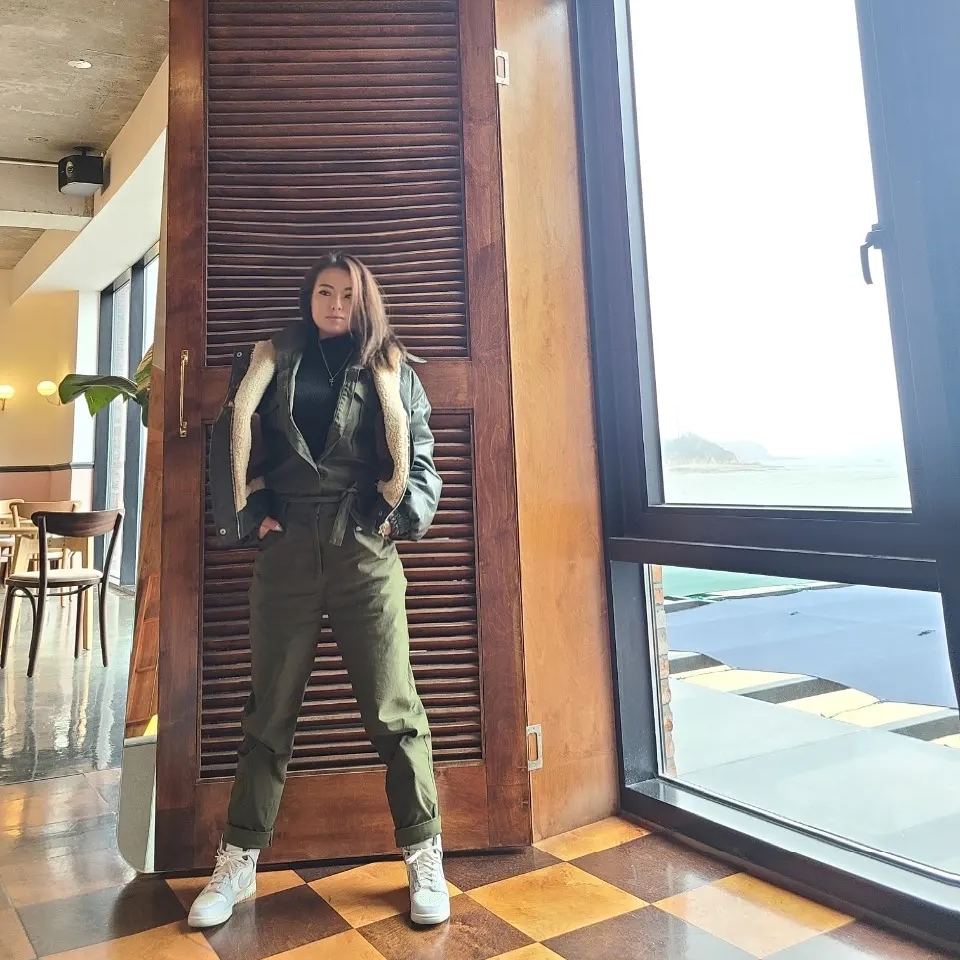 bin (@binnybinny) 님의 게시물 | KREAM