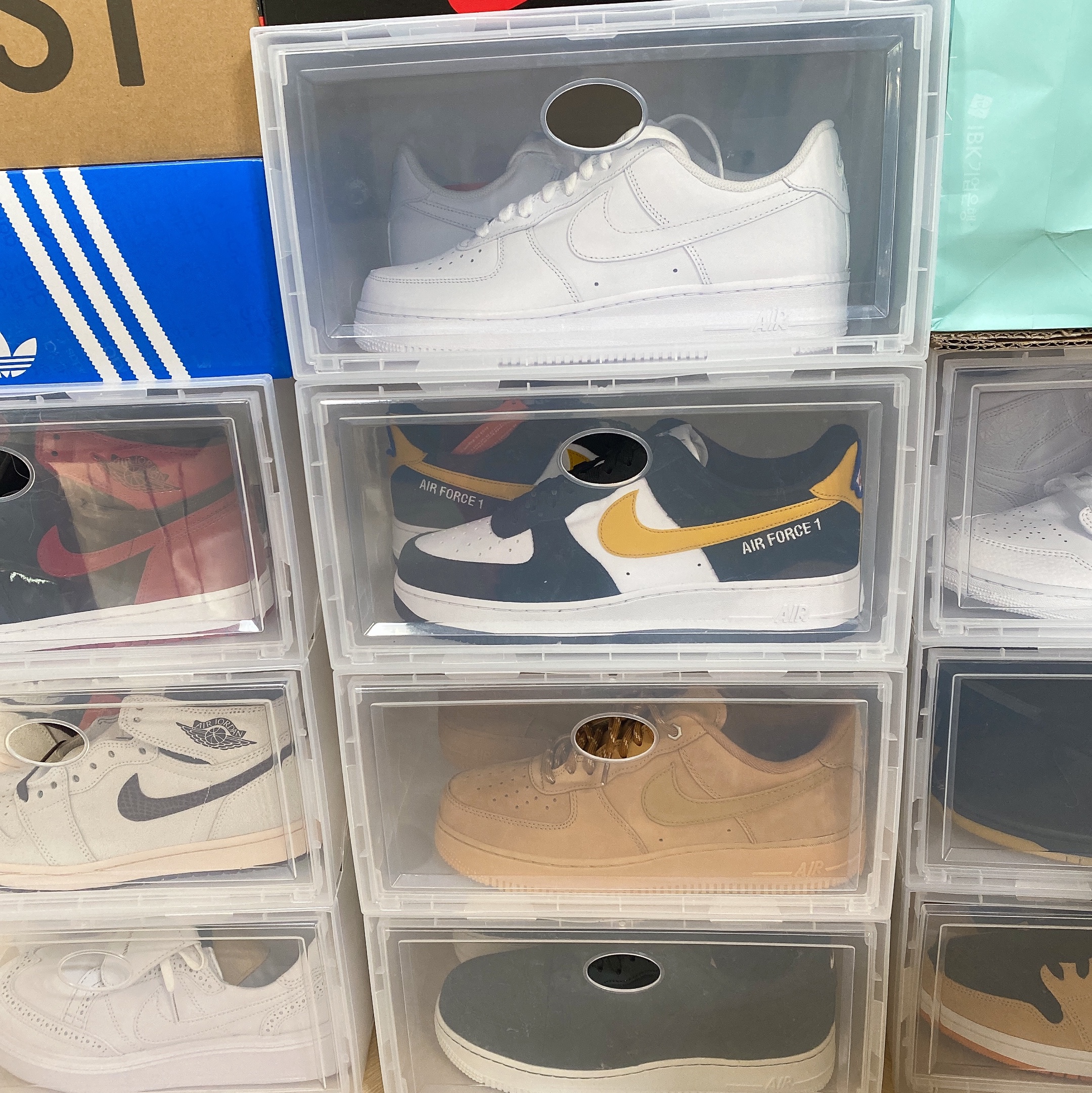 huuthi9801 (@lgmi2p) 님의 게시물 | KREAM