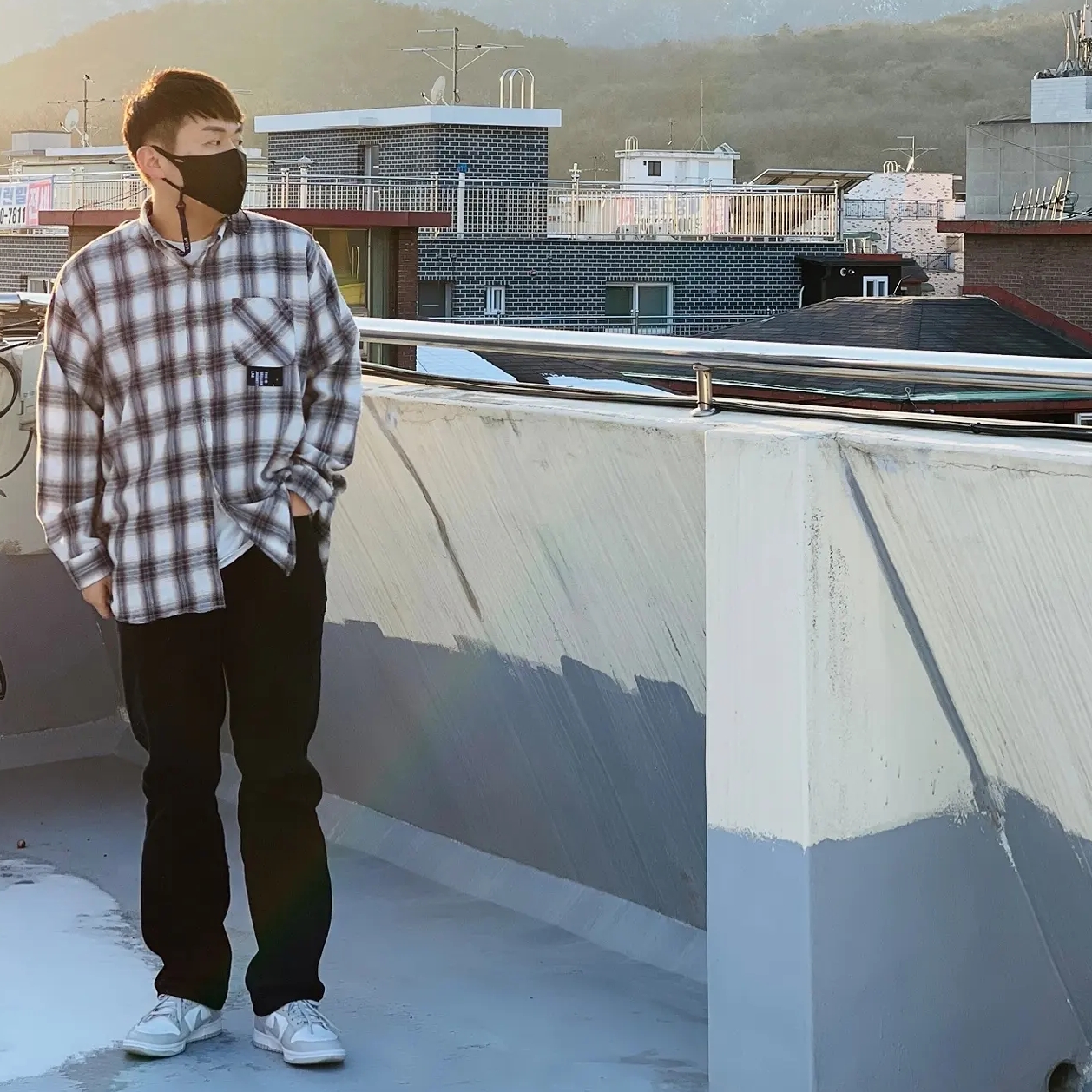 ssppo1 (@moon_1) 님의 게시물 | KREAM