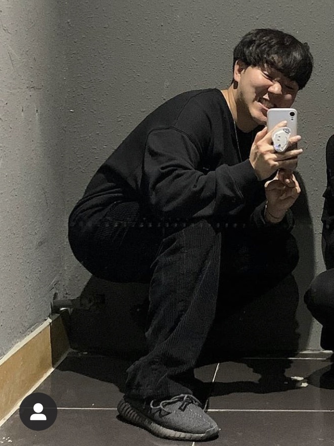 현구르 (@hyun_9oo) 님의 게시물 | KREAM