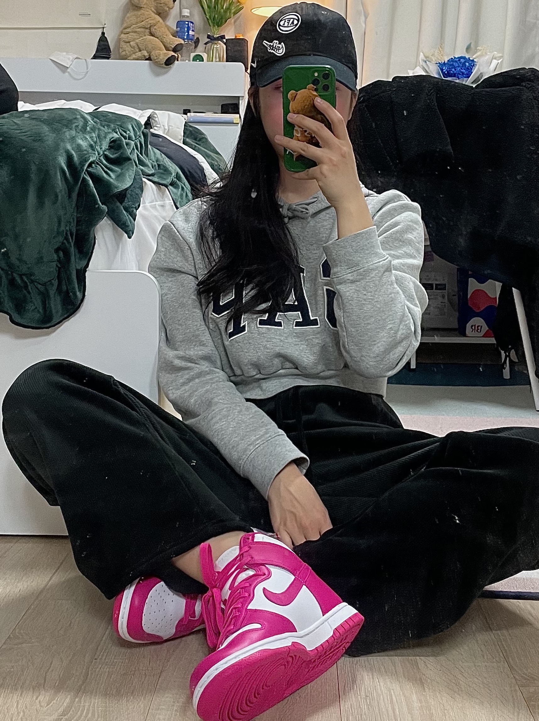 KIMMINJI (@min._.zzy) 님의 게시물 | KREAM