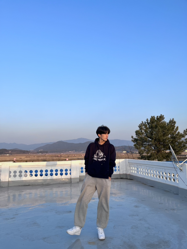 dbsxorn1219 (@tae_kyu_03) 님의 게시물 | KREAM