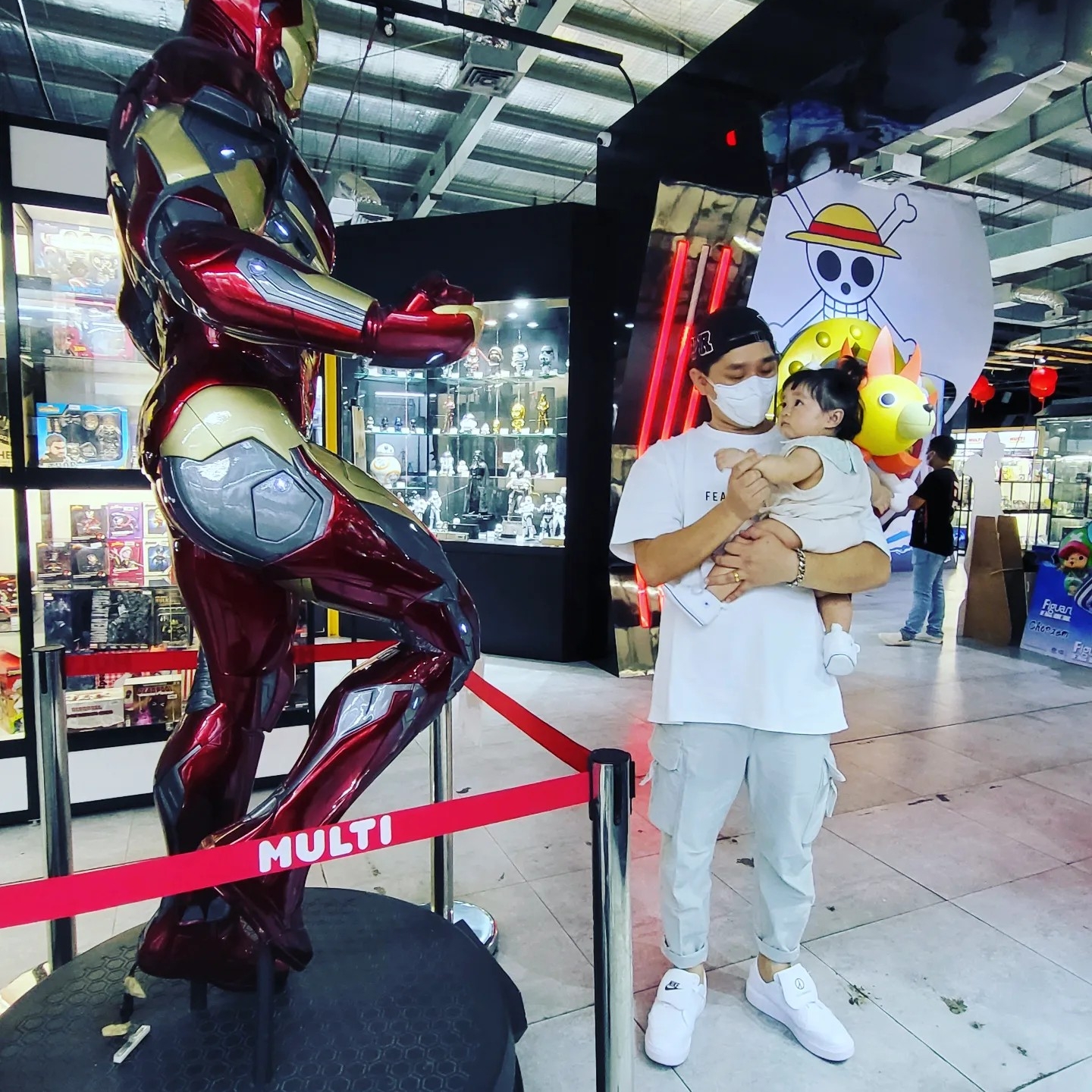 신군 (@shinhoon) 님의 게시물 | KREAM