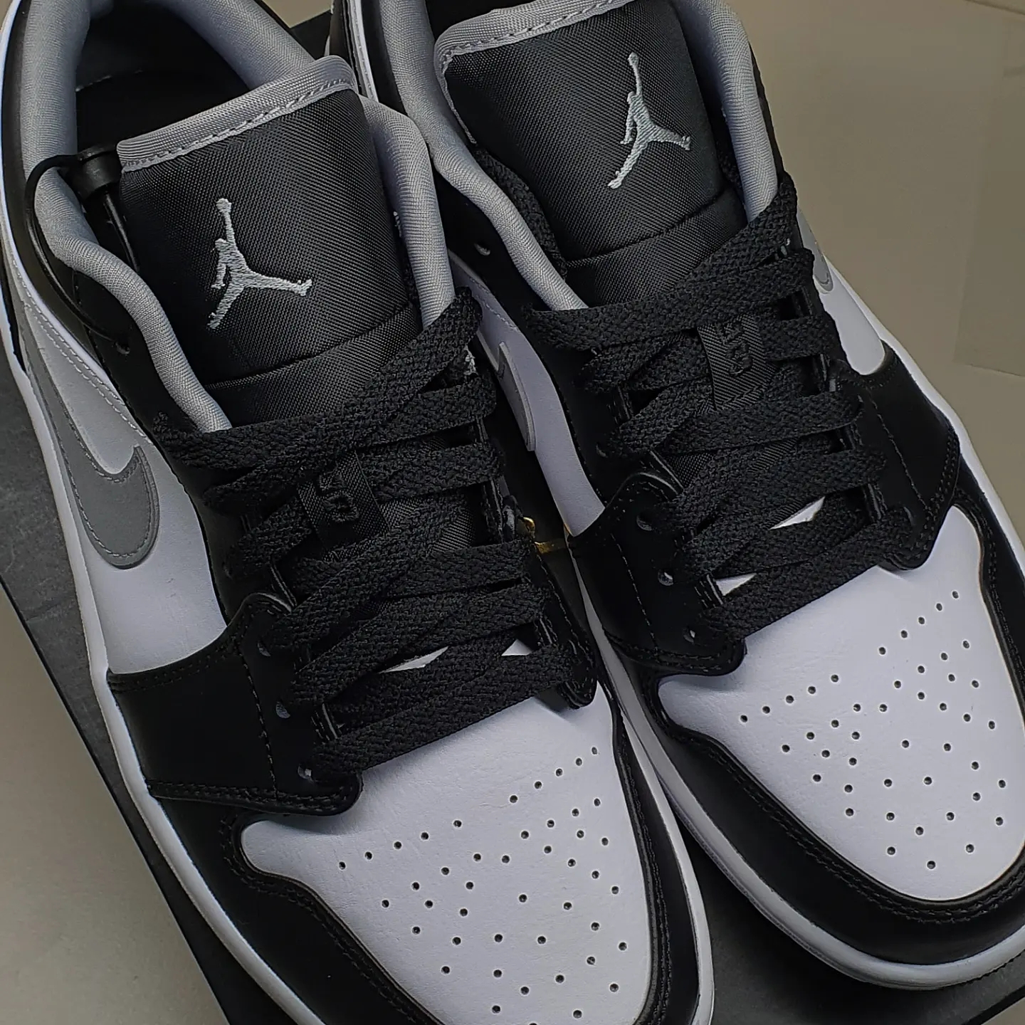 모리 (@owater_97) 님의 게시물 | KREAM