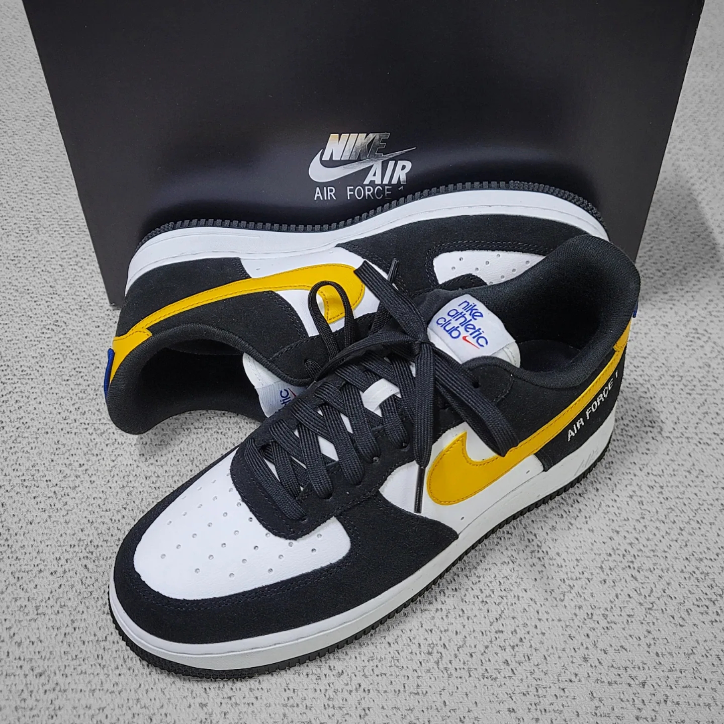 보그더그방 (@realtorsaem) 님의 게시물 | KREAM