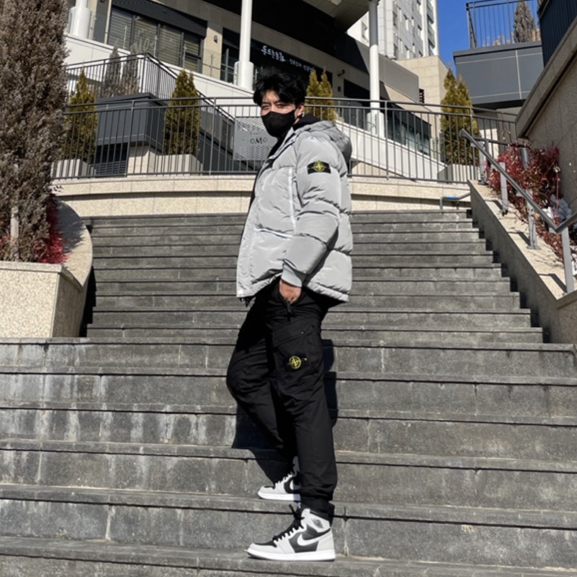 (@_jnkkk) 님의 게시물 | KREAM