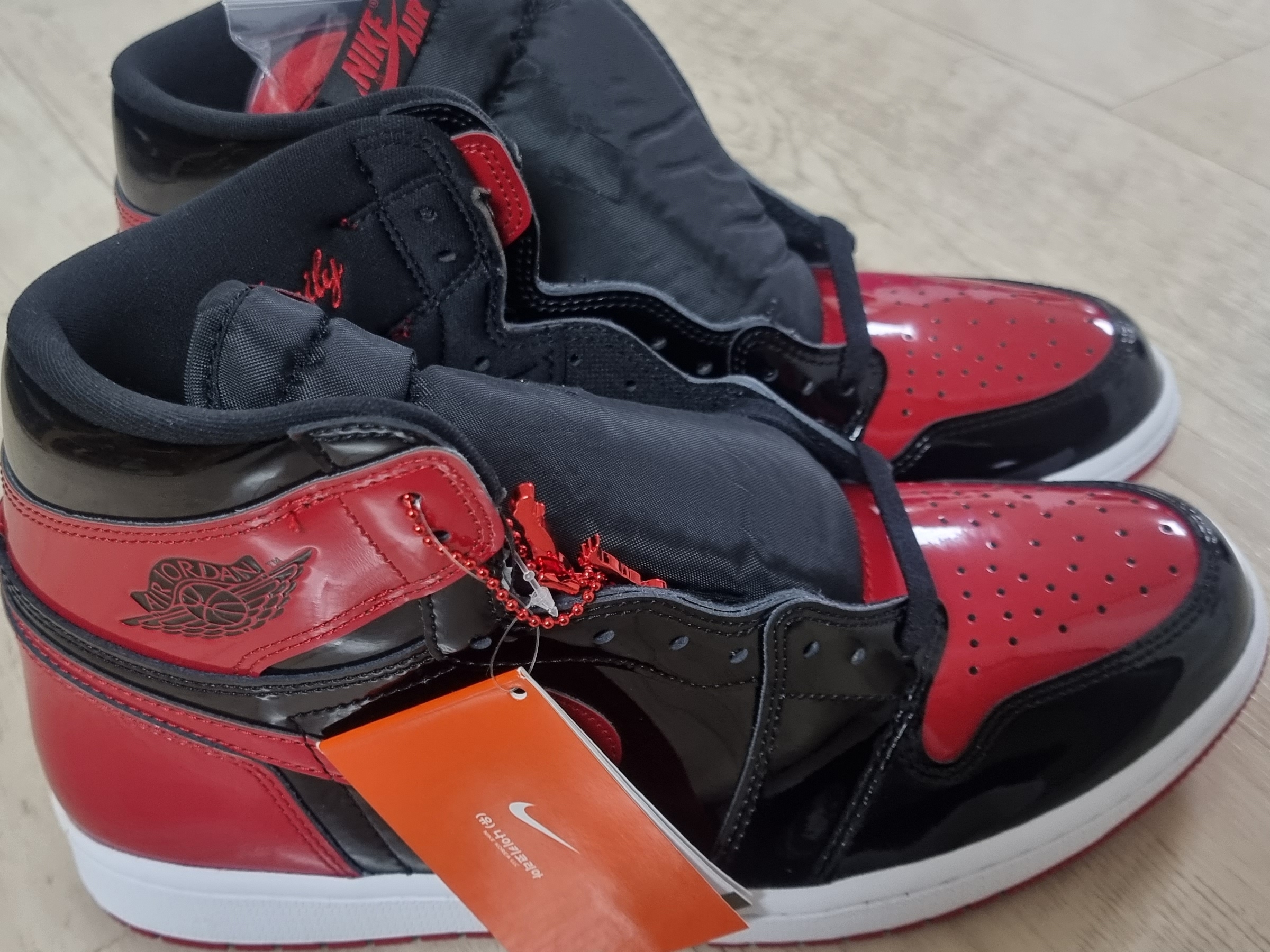 스s (@s_j_zzz) 님의 게시물 | KREAM