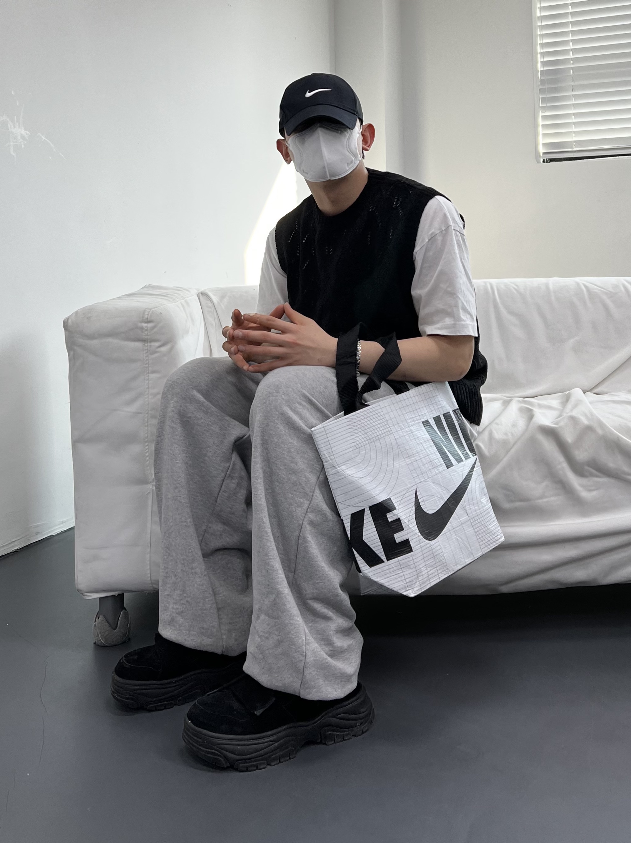 신발 자랑하러 왔어유 (@hit_taek) 님의 게시물 | KREAM