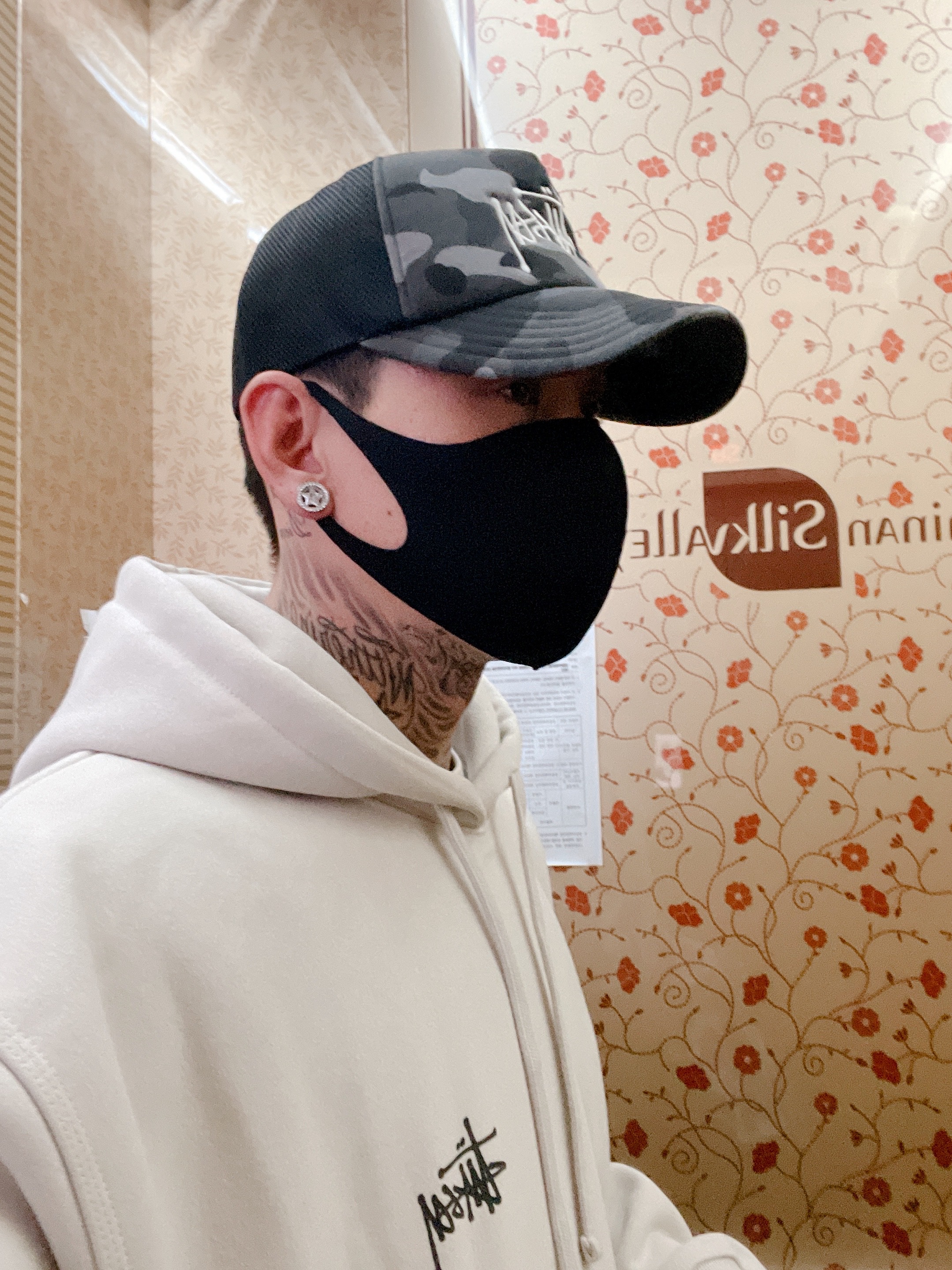 (@takasenpai) 님의 게시물 | KREAM