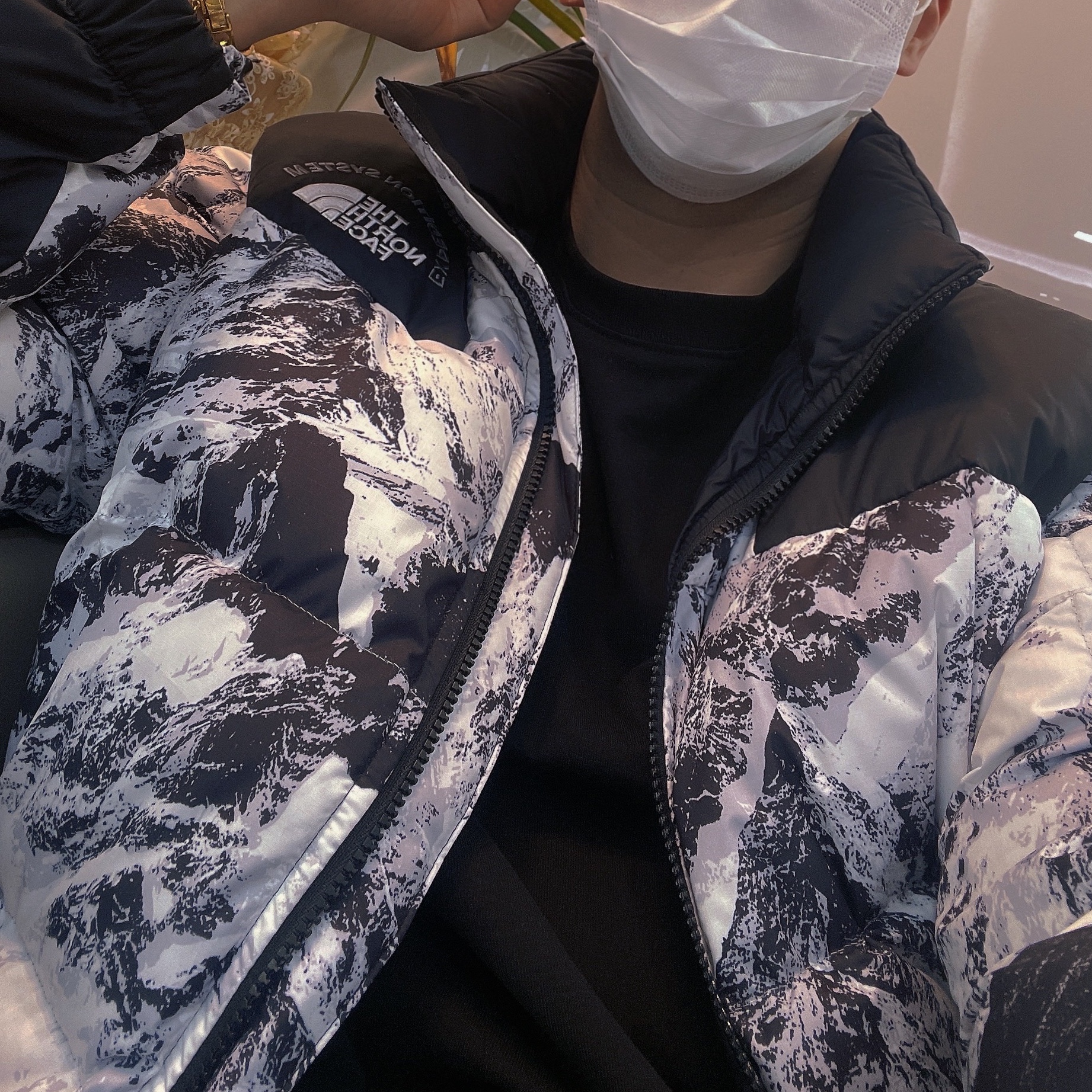 😼 (@j_cheol) 님의 게시물 | KREAM