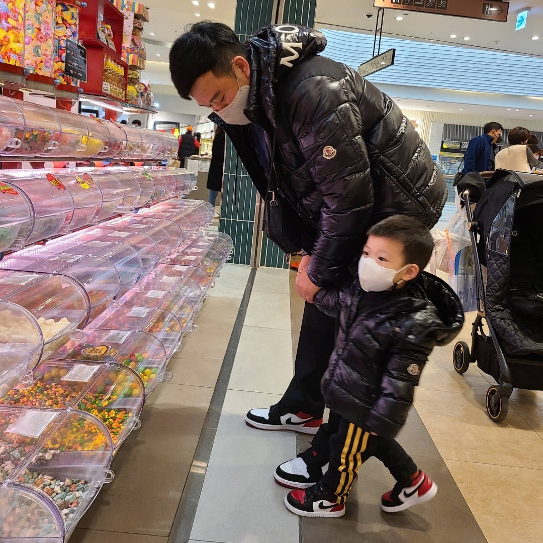 전민우 (@barogo) 님의 게시물 | KREAM