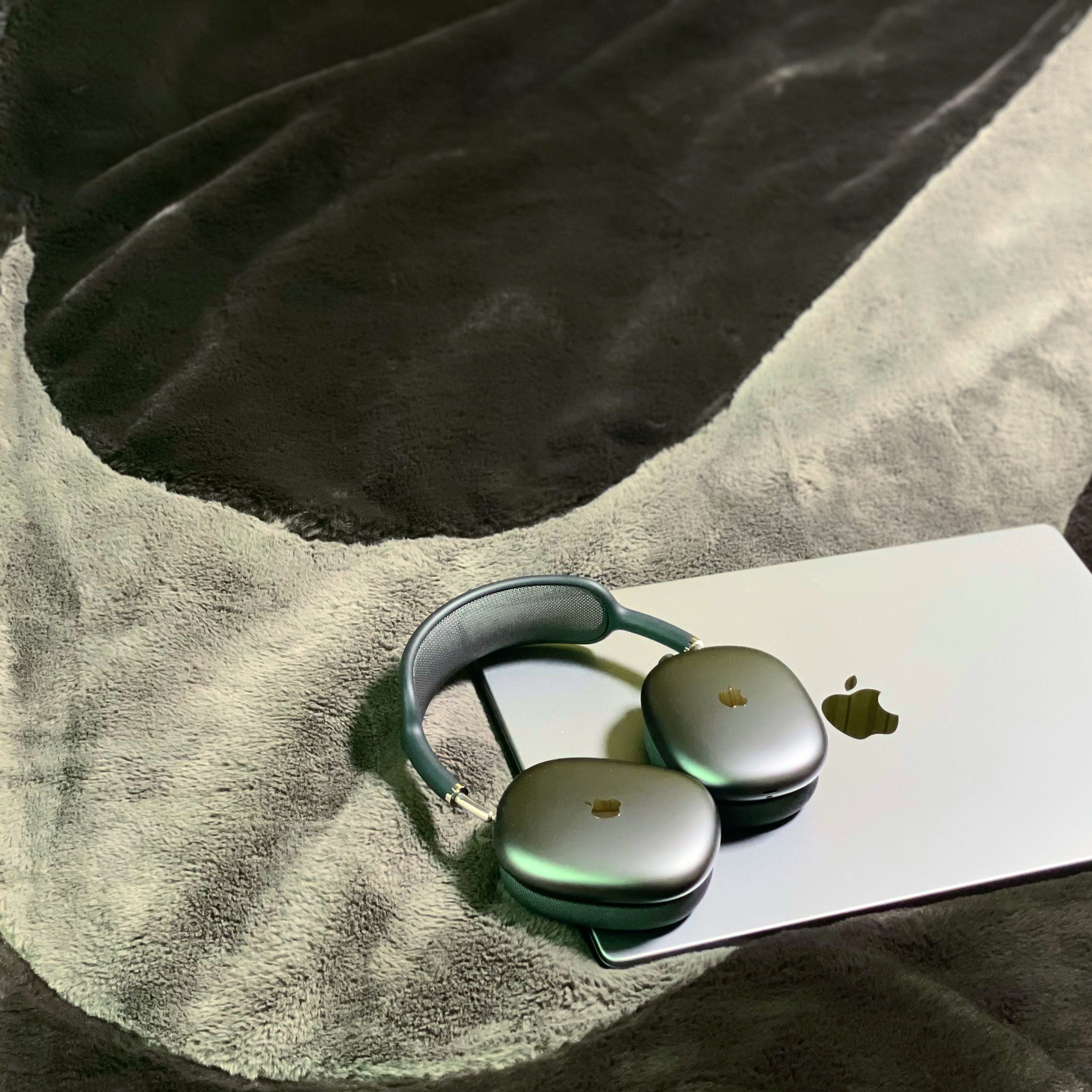 (@sunhardy) 님의 게시물 | KREAM