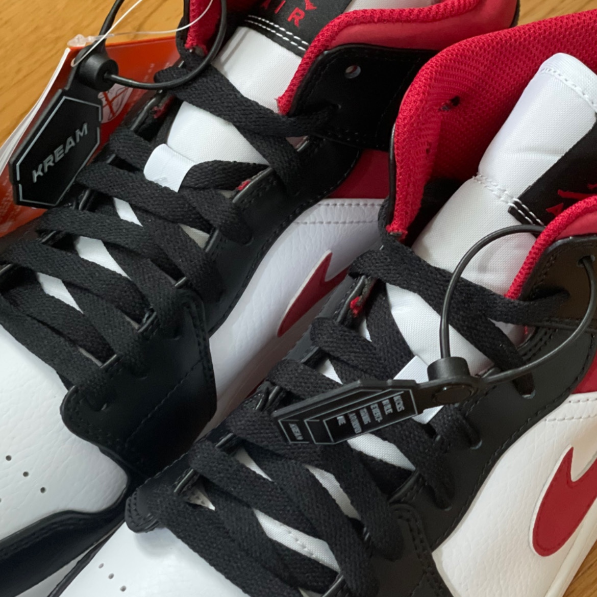 대원이 (@jd.one) 님의 게시물 | KREAM