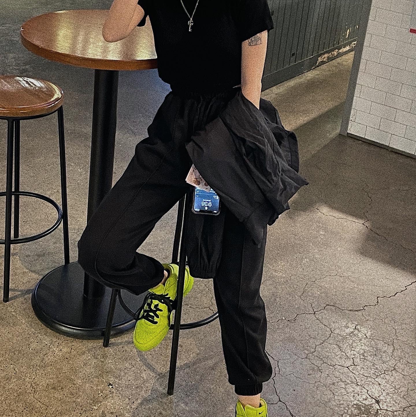 insta @h.aons (@h.aons) 님의 게시물 | KREAM