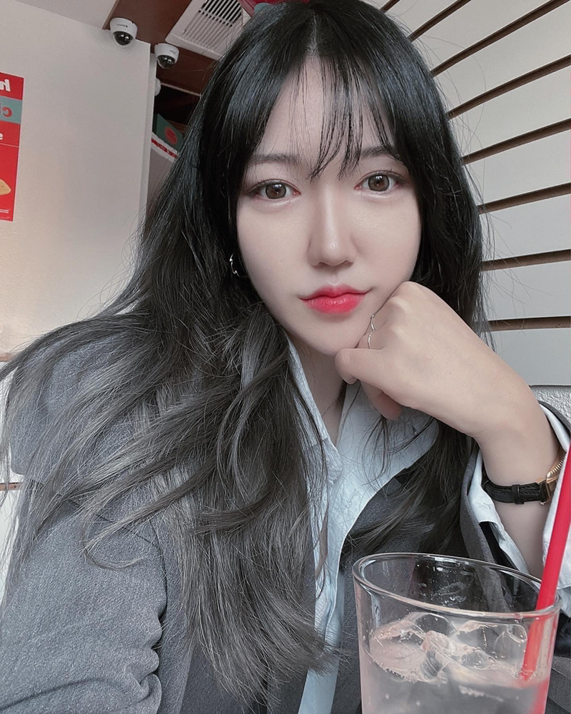 @hithisisjioo (@hithisisjioo) 님의 게시물 | KREAM