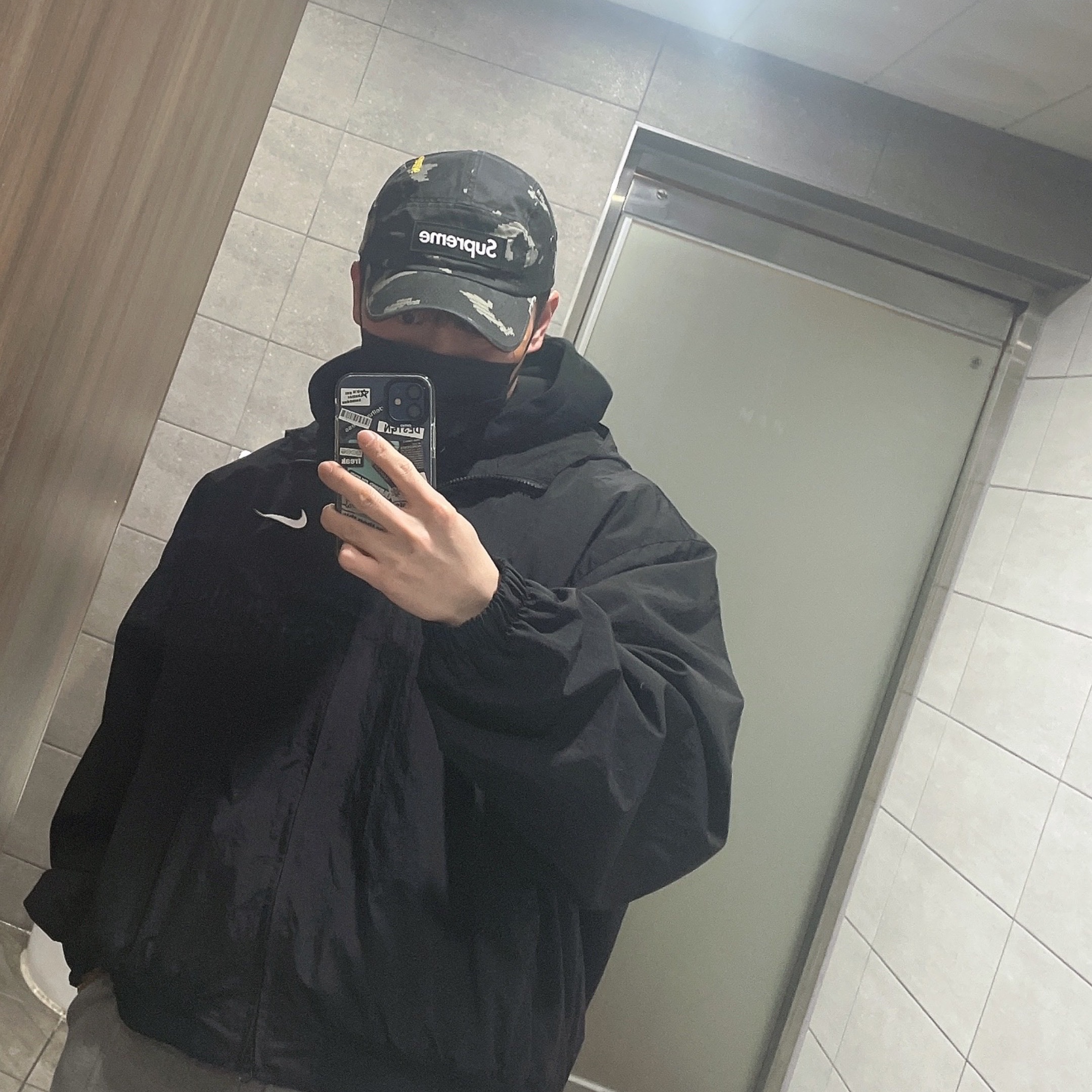 😼 (@j_cheol) 님의 게시물 | KREAM