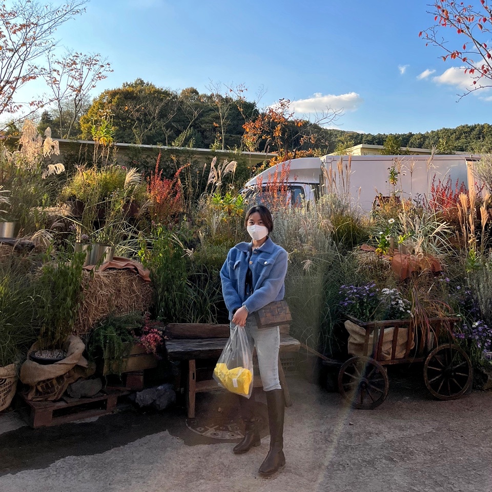 민딘 (@ming_222) 님의 게시물 | KREAM