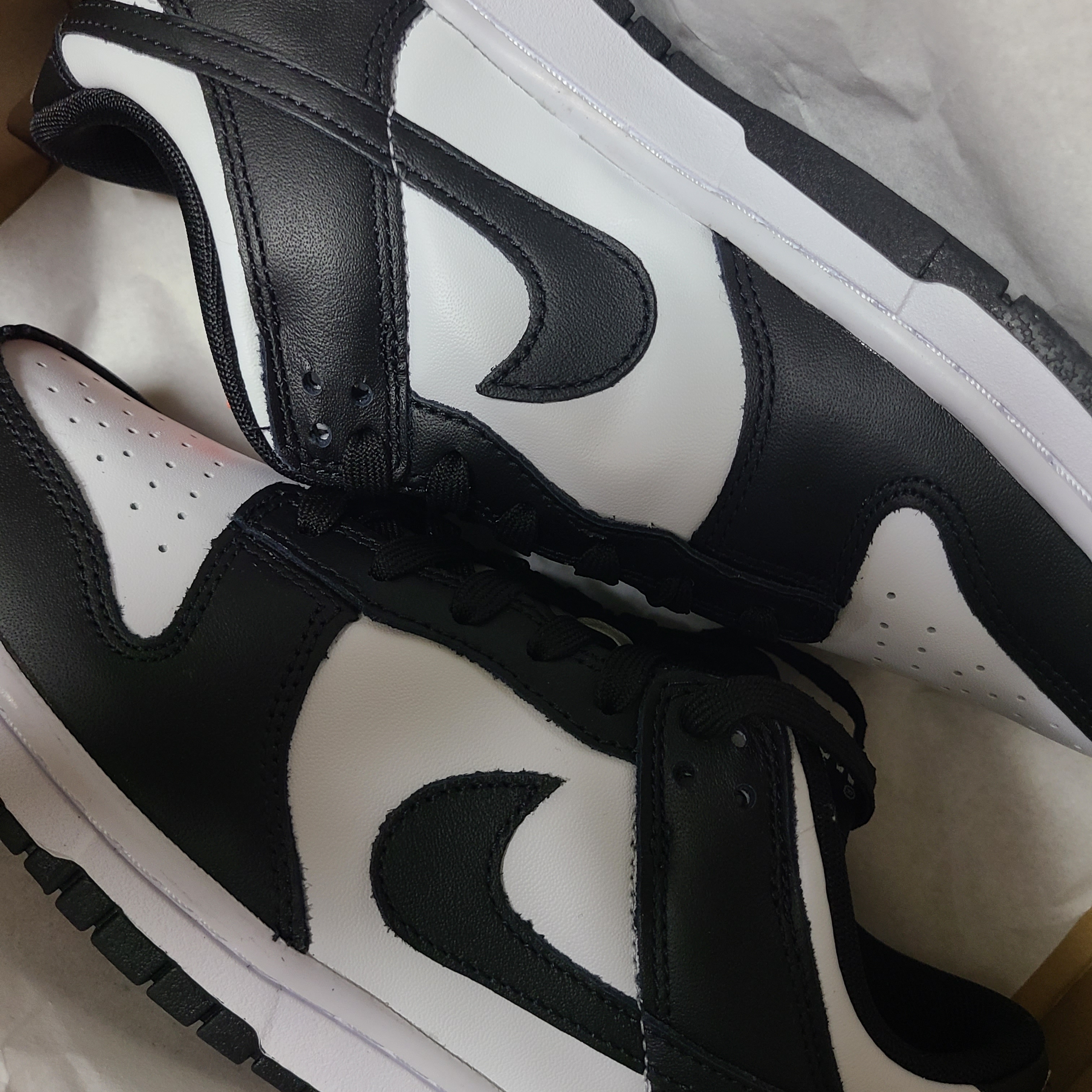 🐶 (@rk_shoes) 님의 게시물 | KREAM