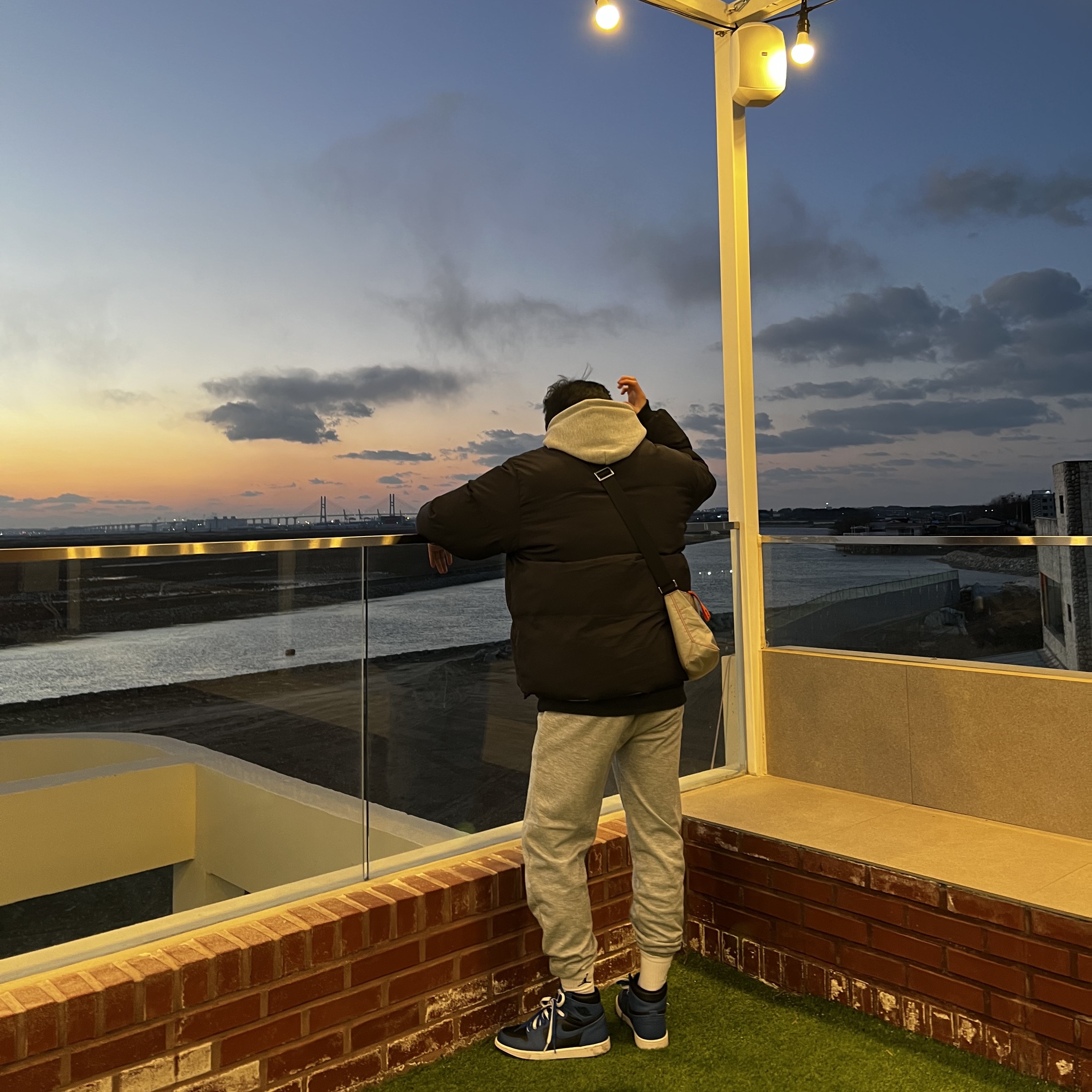 김동규 (@dongree123) 님의 게시물 | KREAM