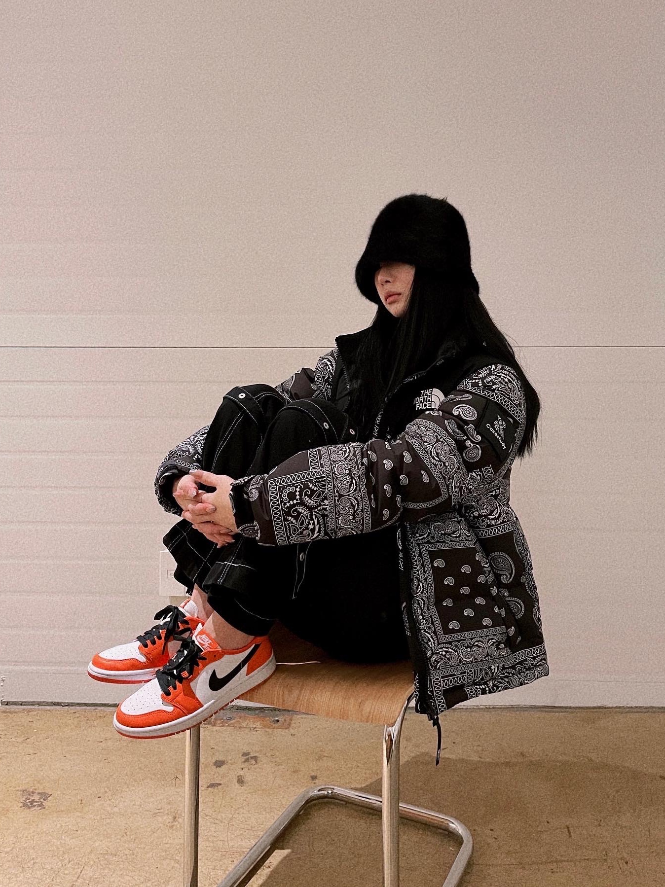 (@_hj1114) 님의 게시물 | KREAM