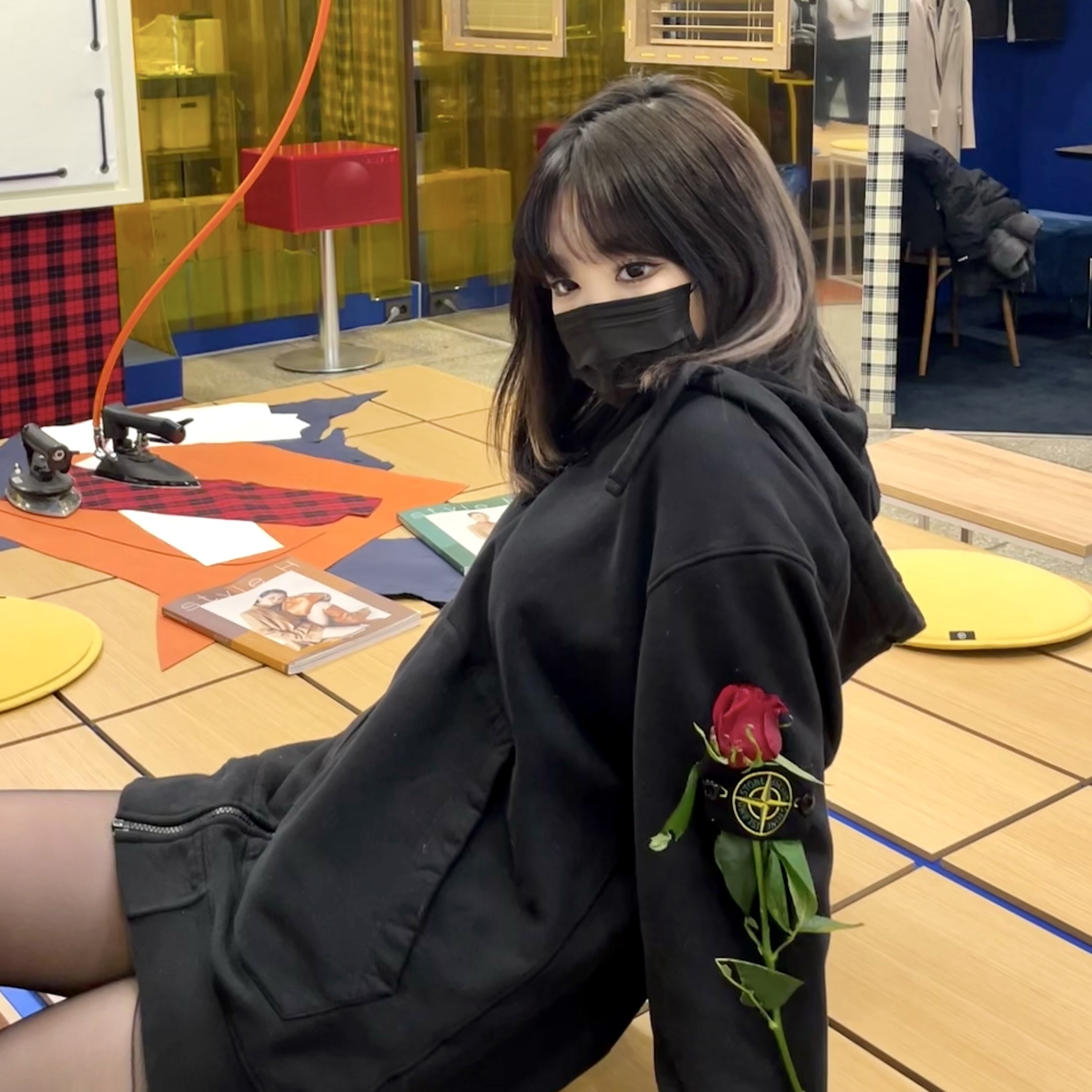 조이 (@ze412) 님의 게시물 | KREAM