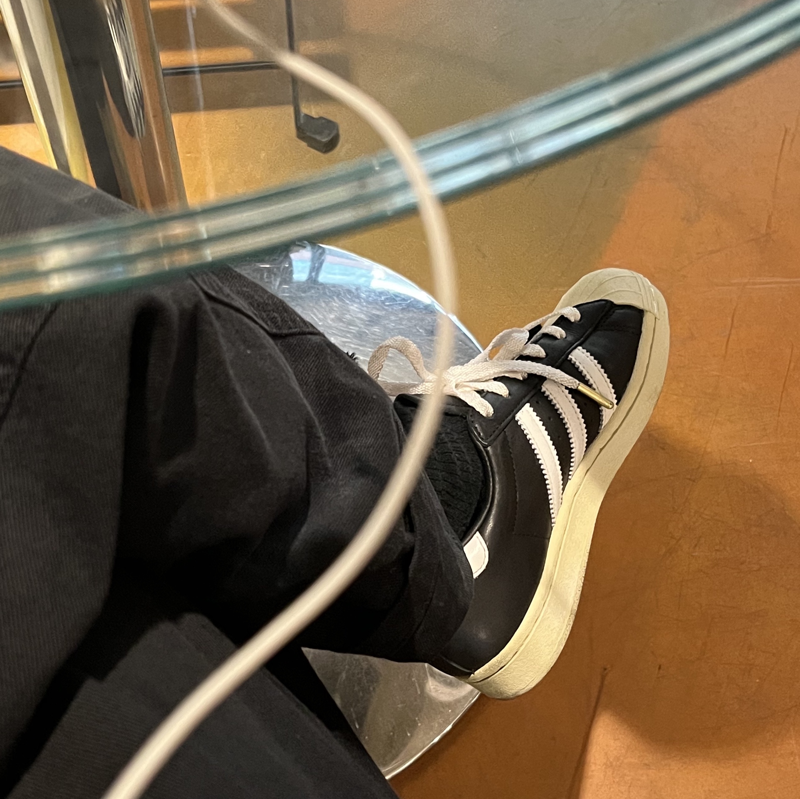 (@11.o3o) 님의 게시물 | KREAM