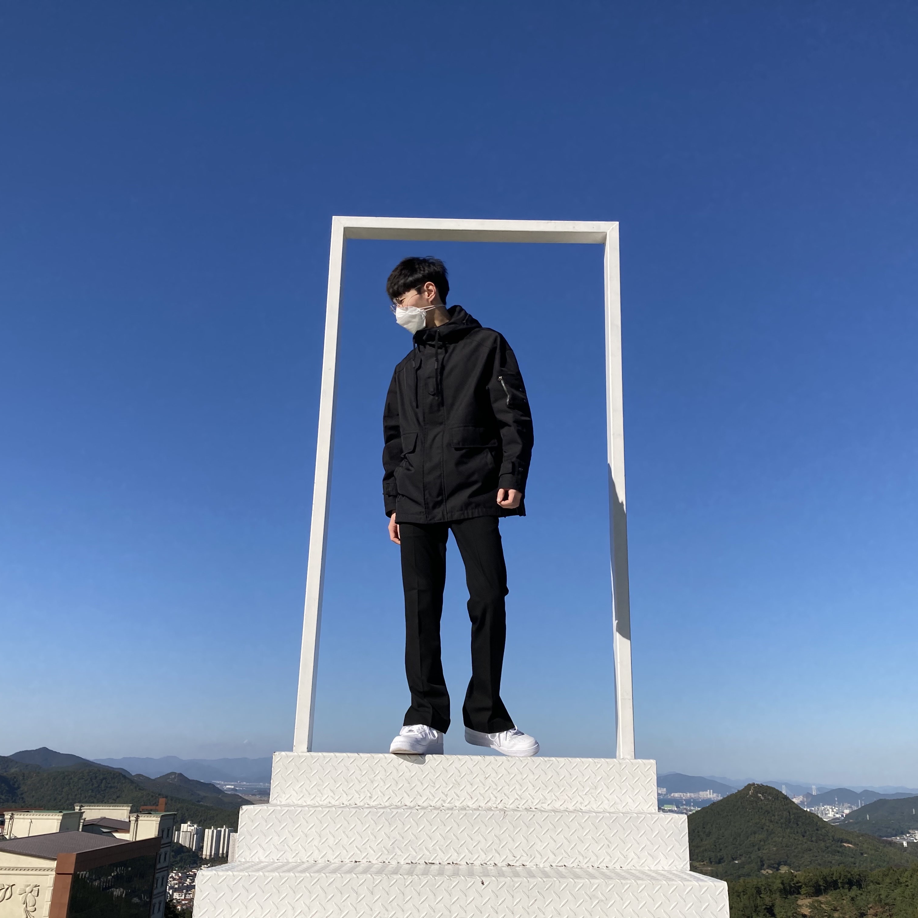 (@93.179.68) 님의 게시물 | KREAM